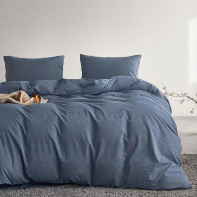 blue textured bed sheets