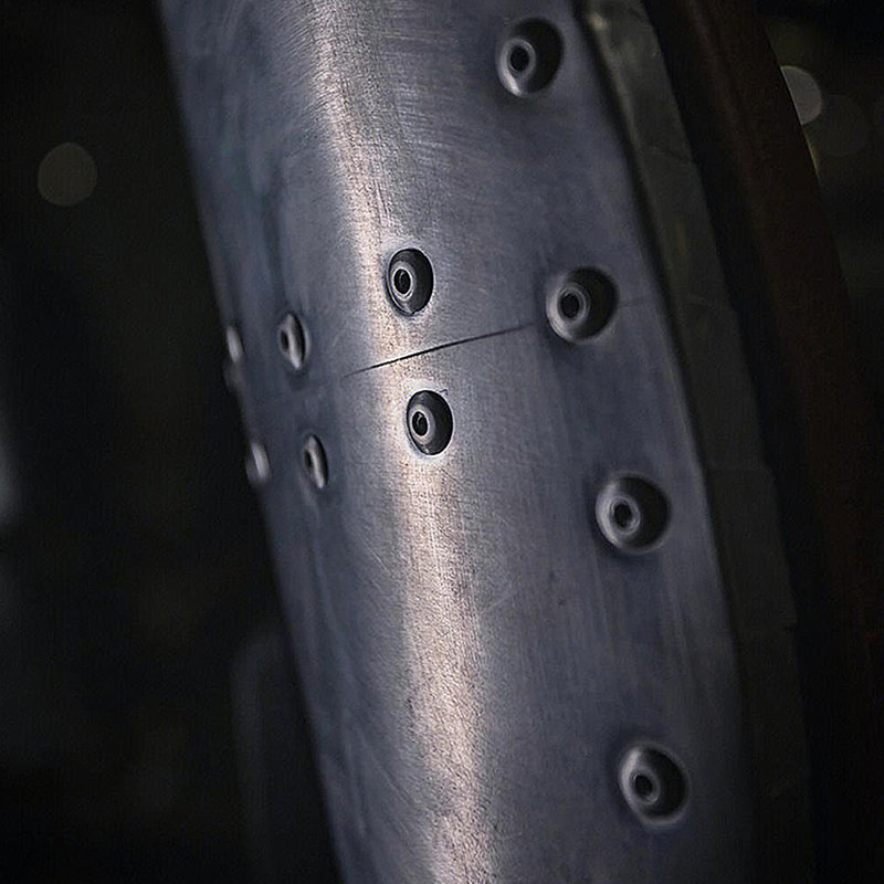 Jes Design Industrial Aluminum Skin Rivets Leisure Recliner 33.86 ...