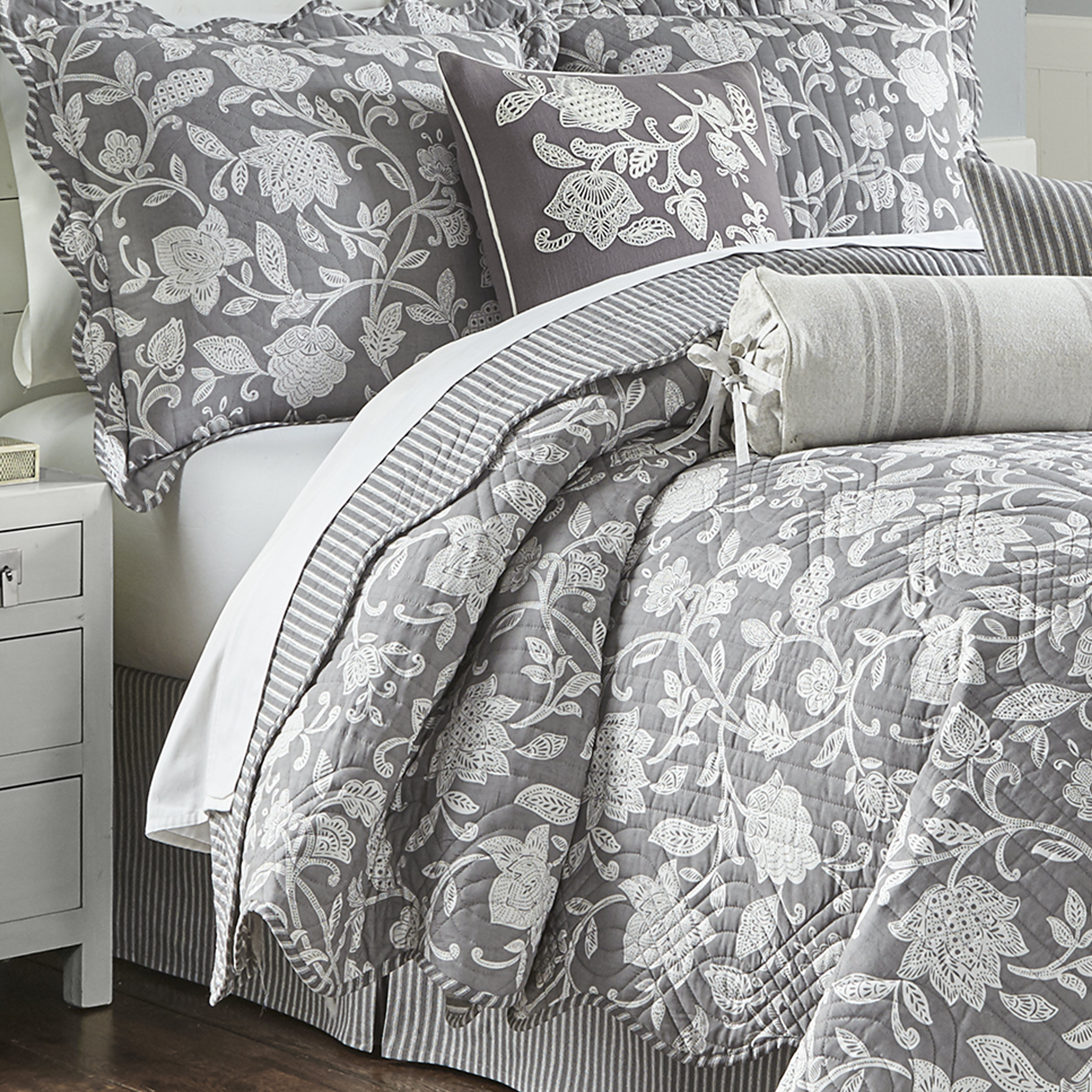Waverly Stencil Vine Reversible Quilt Set & Reviews - Wayfair Canada