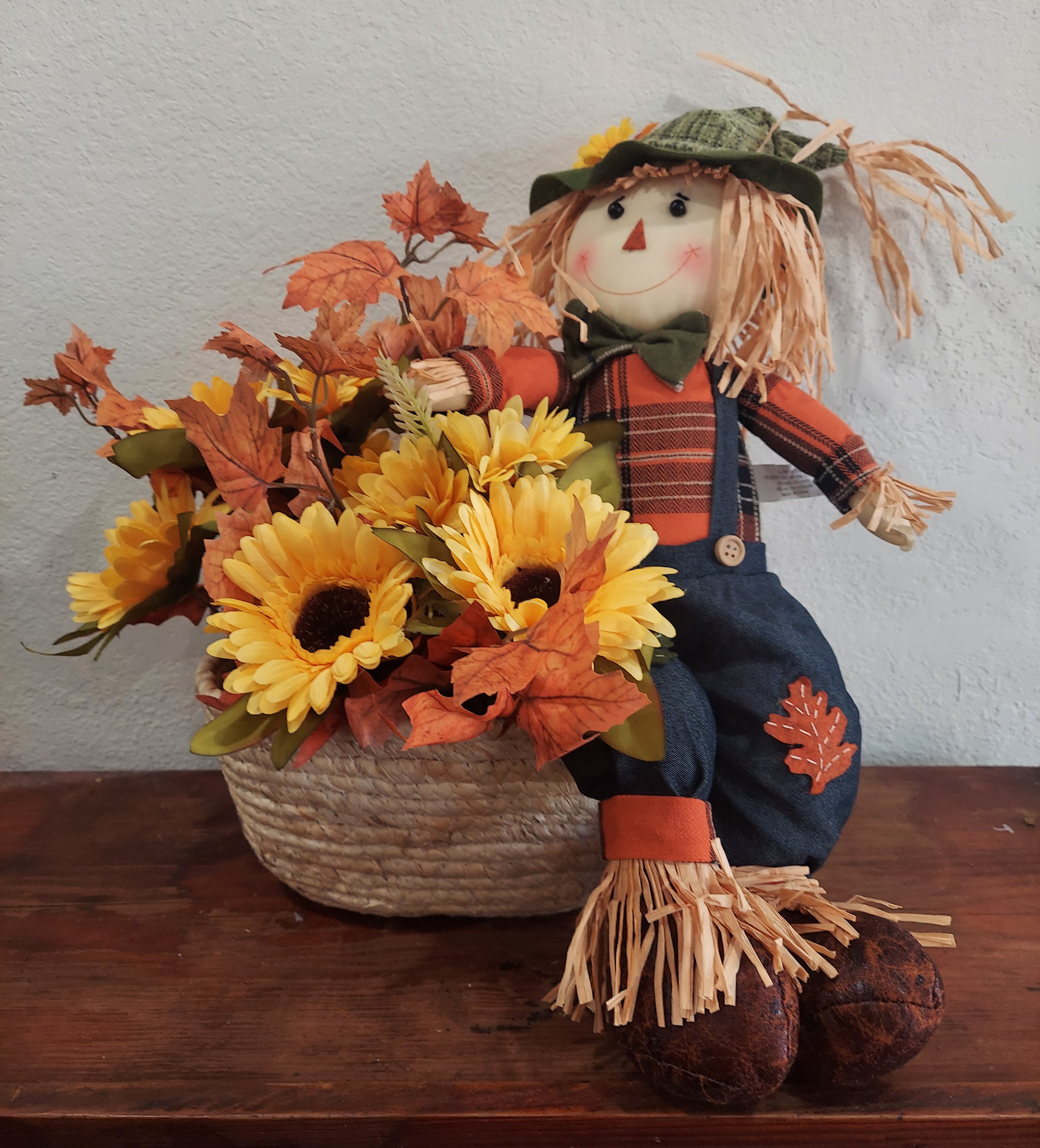 August Grove Scarecrow And Sunflower Centerpiece - Wayfair Canada