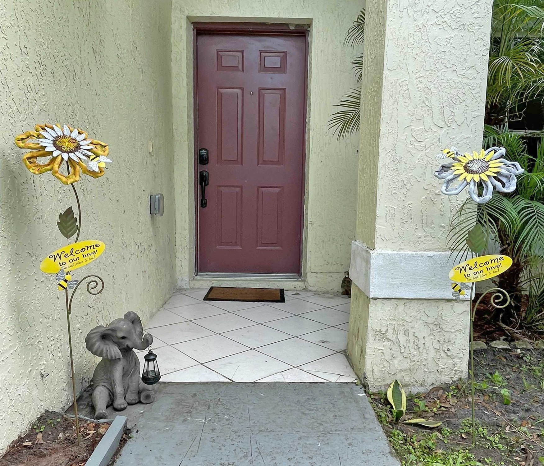 Arlmont & Co. Lacharite Metal Plants & Flowers Garden Stake | Wayfair