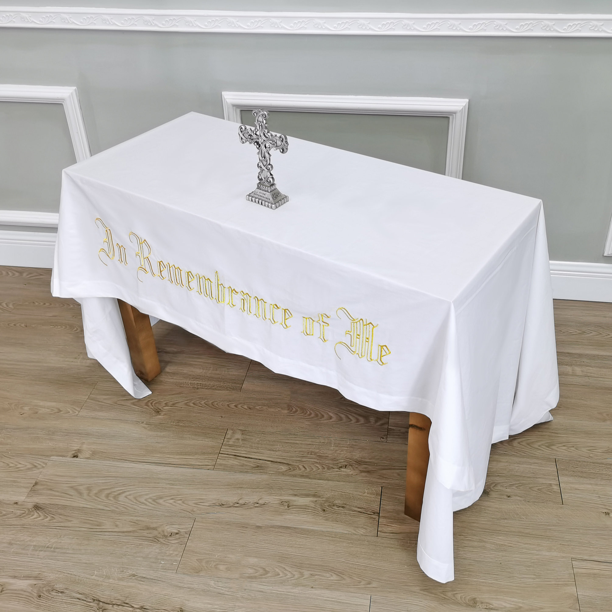 FixtureDisplays 52" x 96" Large "In Remembrance of Me" Embroidery Altar ...