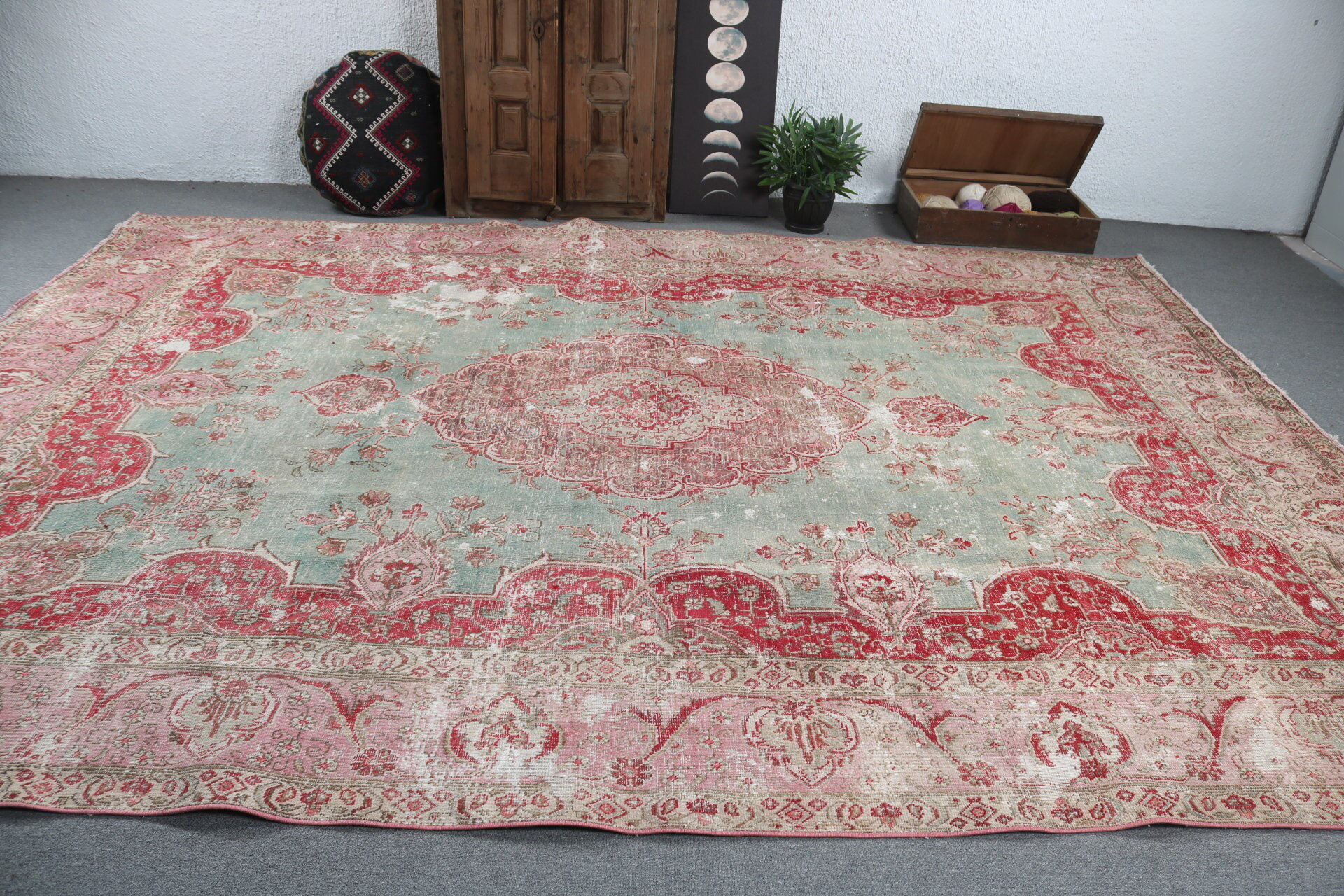 kayra export Vintage Red and Green Turkish Rug for a Classic Living ...