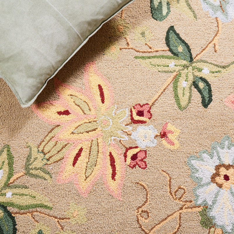 Winston Porter Chelsea Hand Hooked Wool Floral Rug & Reviews | Wayfair