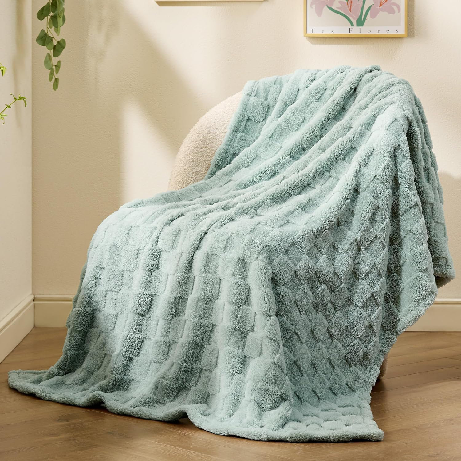 AMIPOR Sage Green Fleece Blanket For Couch - Checkered Throw Blanket ...