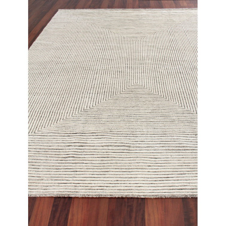 Exquisite Rugs Crescent Handmade Hand Knotted New Zealand Wool Ivory ...