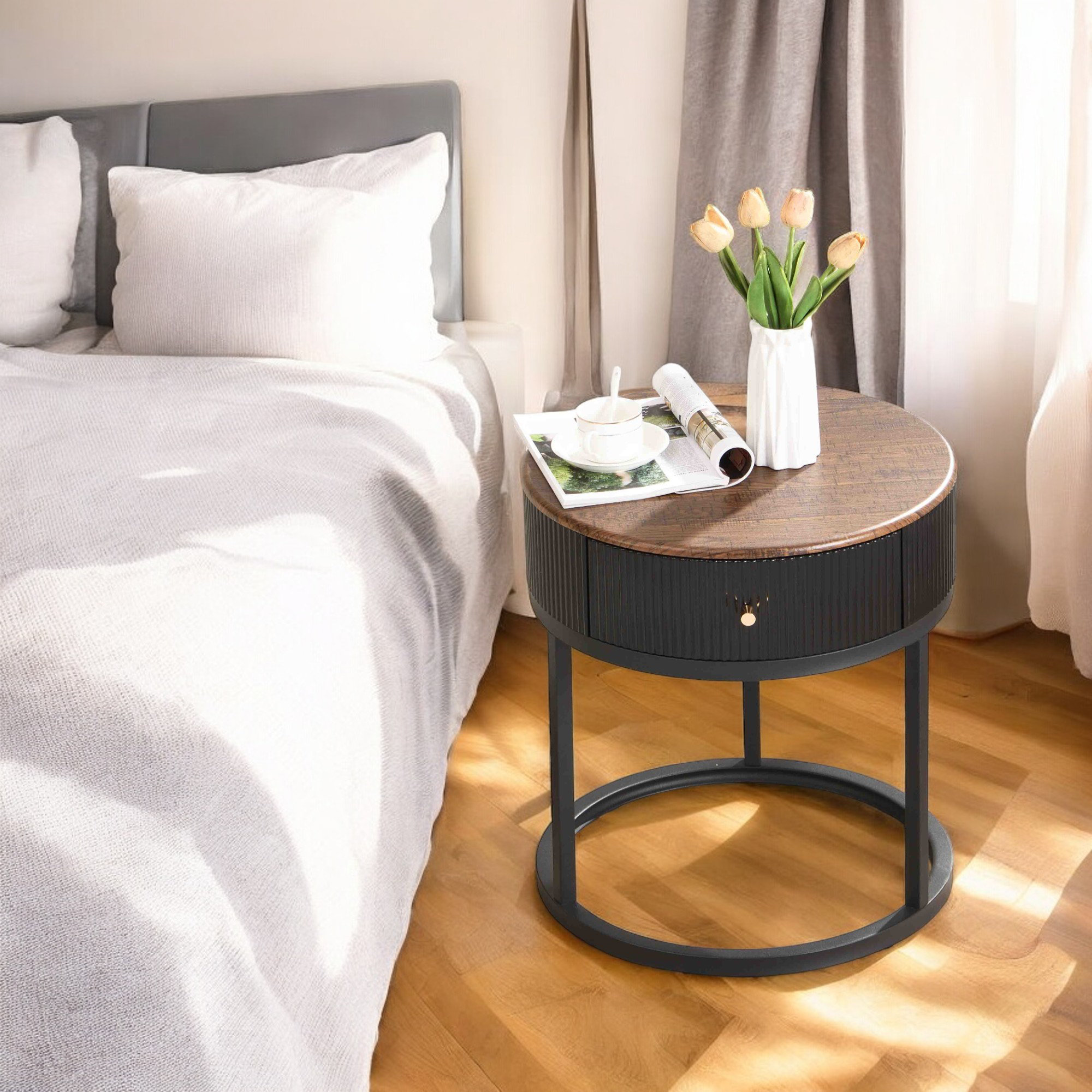 Ebern Designs Table de bout avec rangement Ajahni - Wayfair Canada