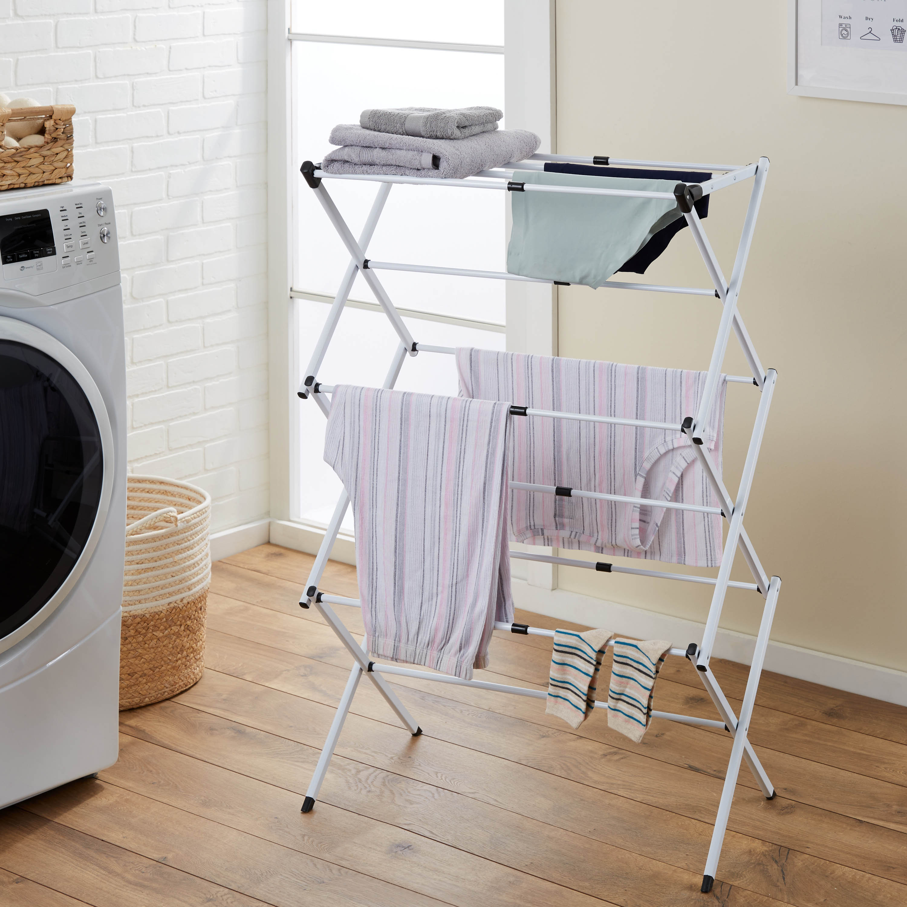 Rebrilliant Expandable Drying Rack - Wayfair Canada