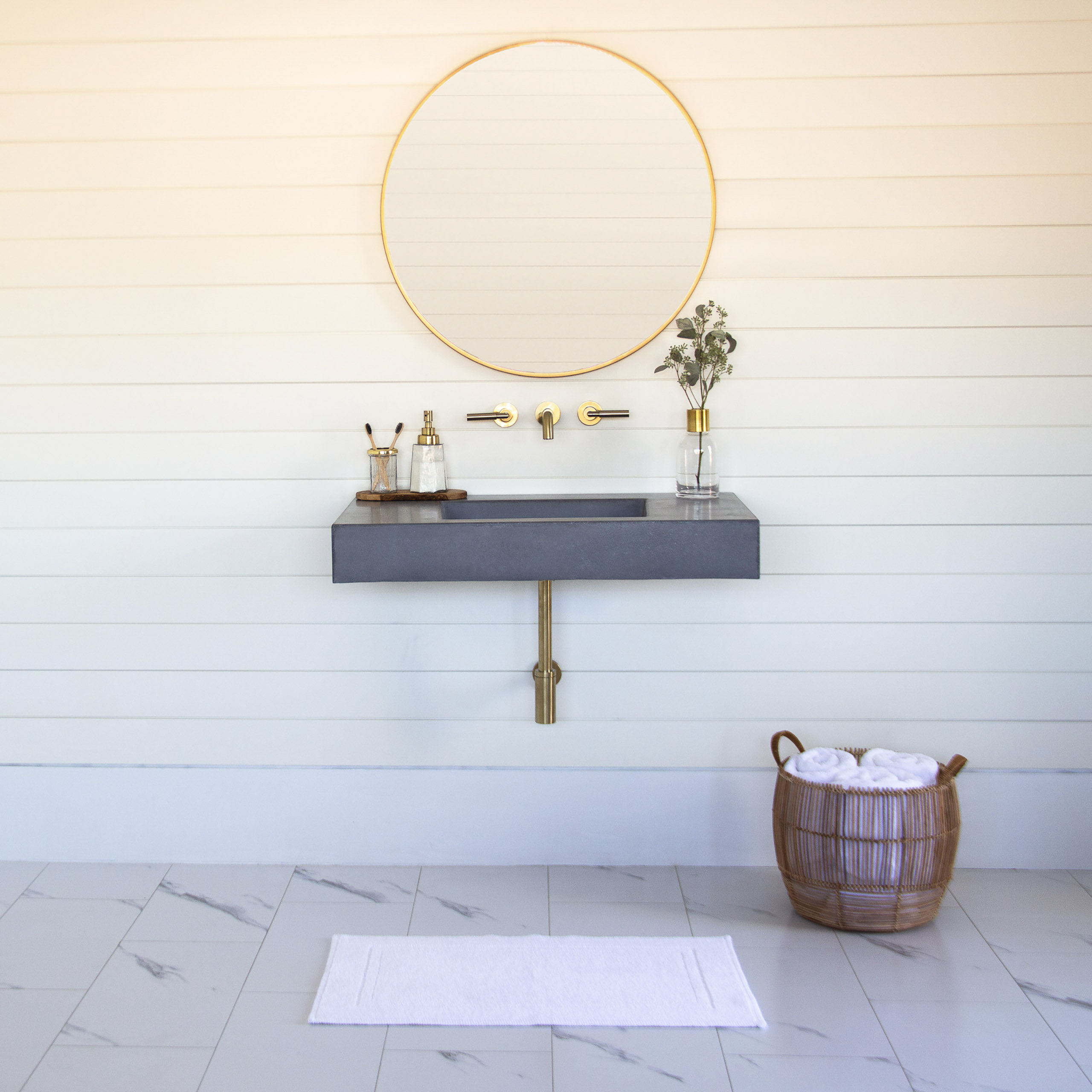 Southern Concrete Creations 36'' Single Bathroom Vanity with Concrete ...