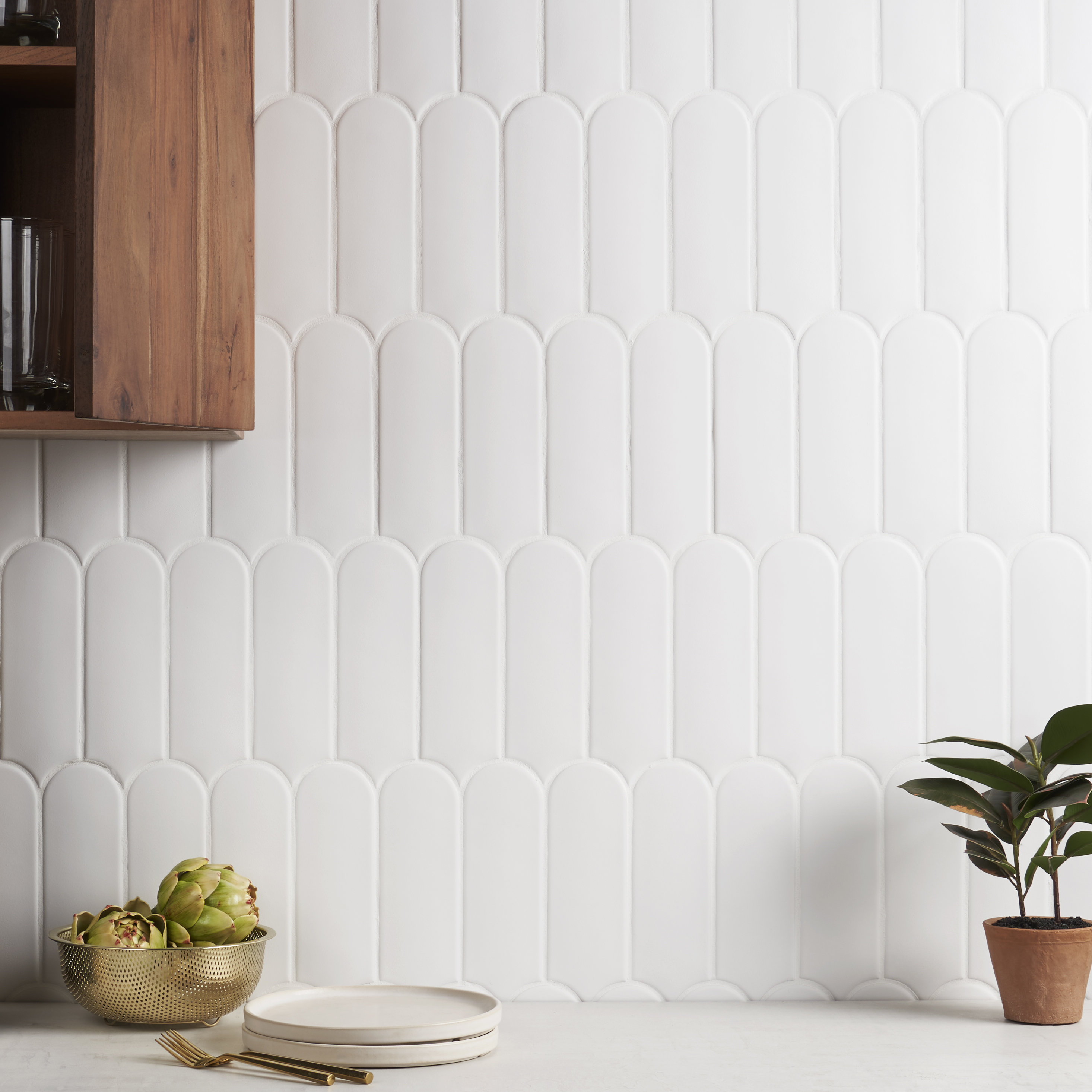 Bond Tile Airy 2.83 in. x 7.67 in. Fishscale Matte Ceramic Wall Tile (5 ...