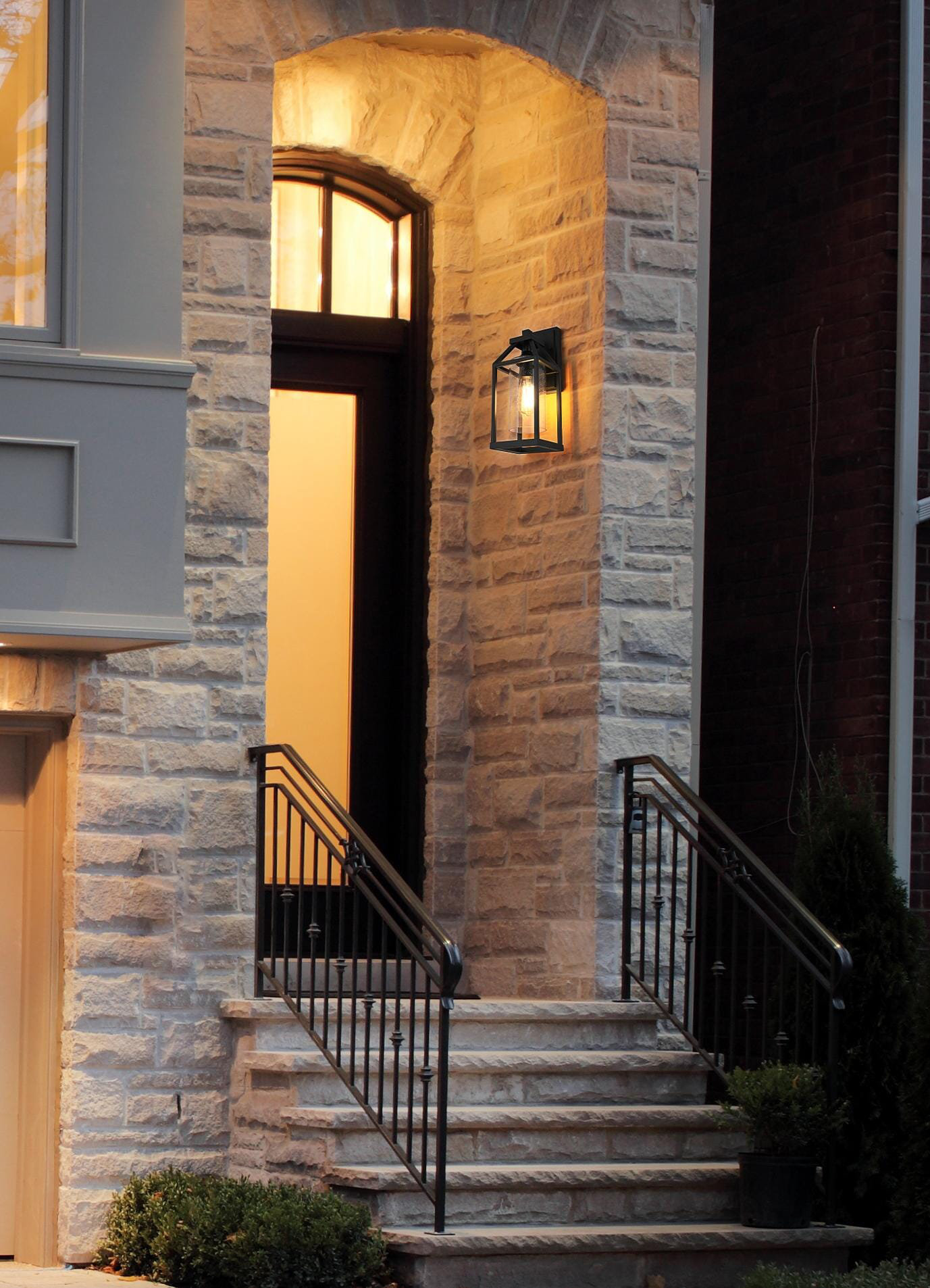 Breakwater Bay Amary Outdoor Wall sconce in Black - Wayfair Canada