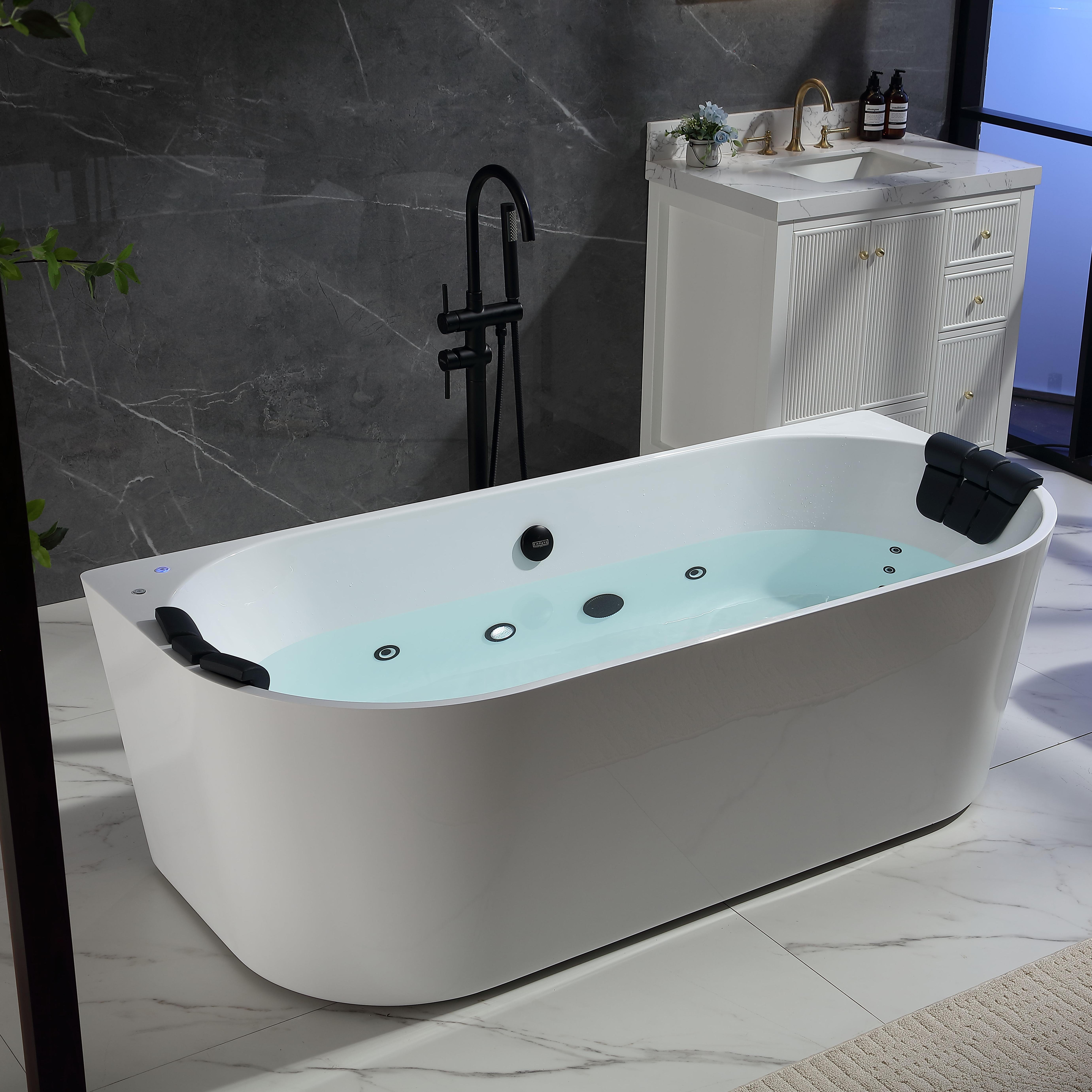 Empava 71 In. X 31.5 In. Center Drain Freestanding Whirlpool Bathtub ...