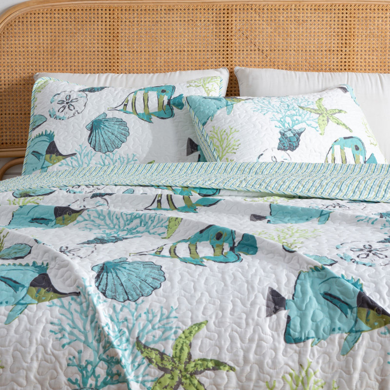 FreshFolds Blue / Green Fish & Seashell Quilt Set with Shams & Reviews ...