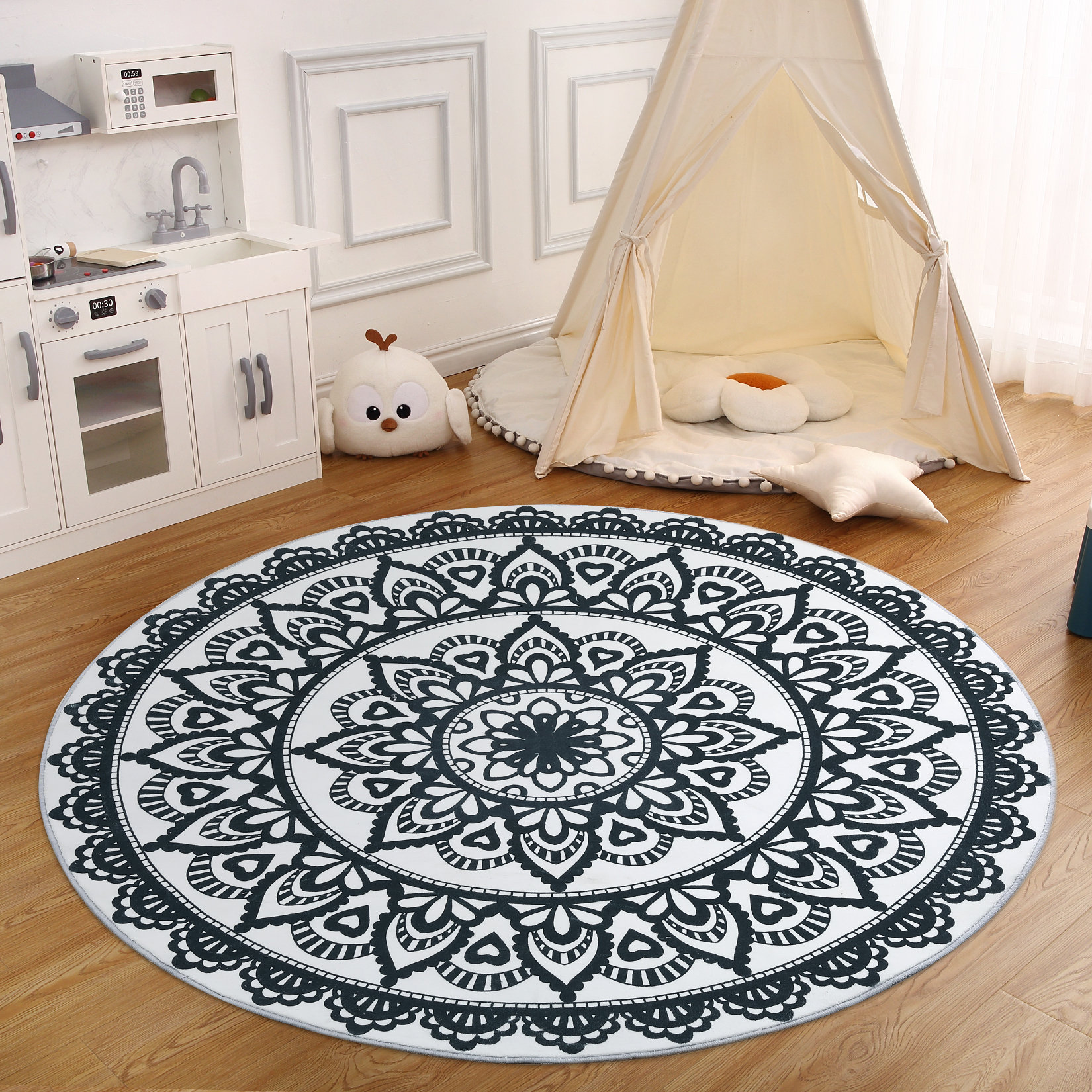 Dakota Fields Round Dagney Area Rug with Non-Slip Backing | Wayfair