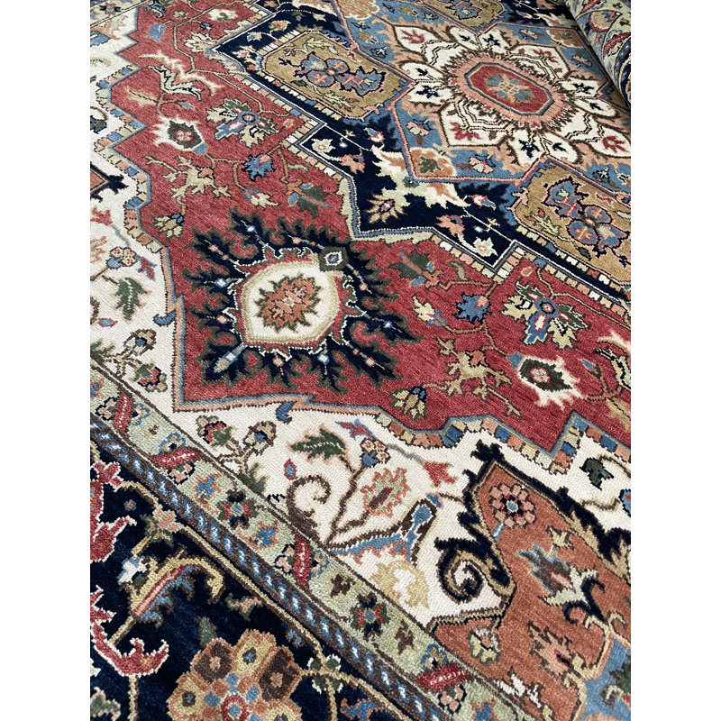 Continental Rug Company Royale Heriz Hand-Knotted Wool Indoor Area Rug ...
