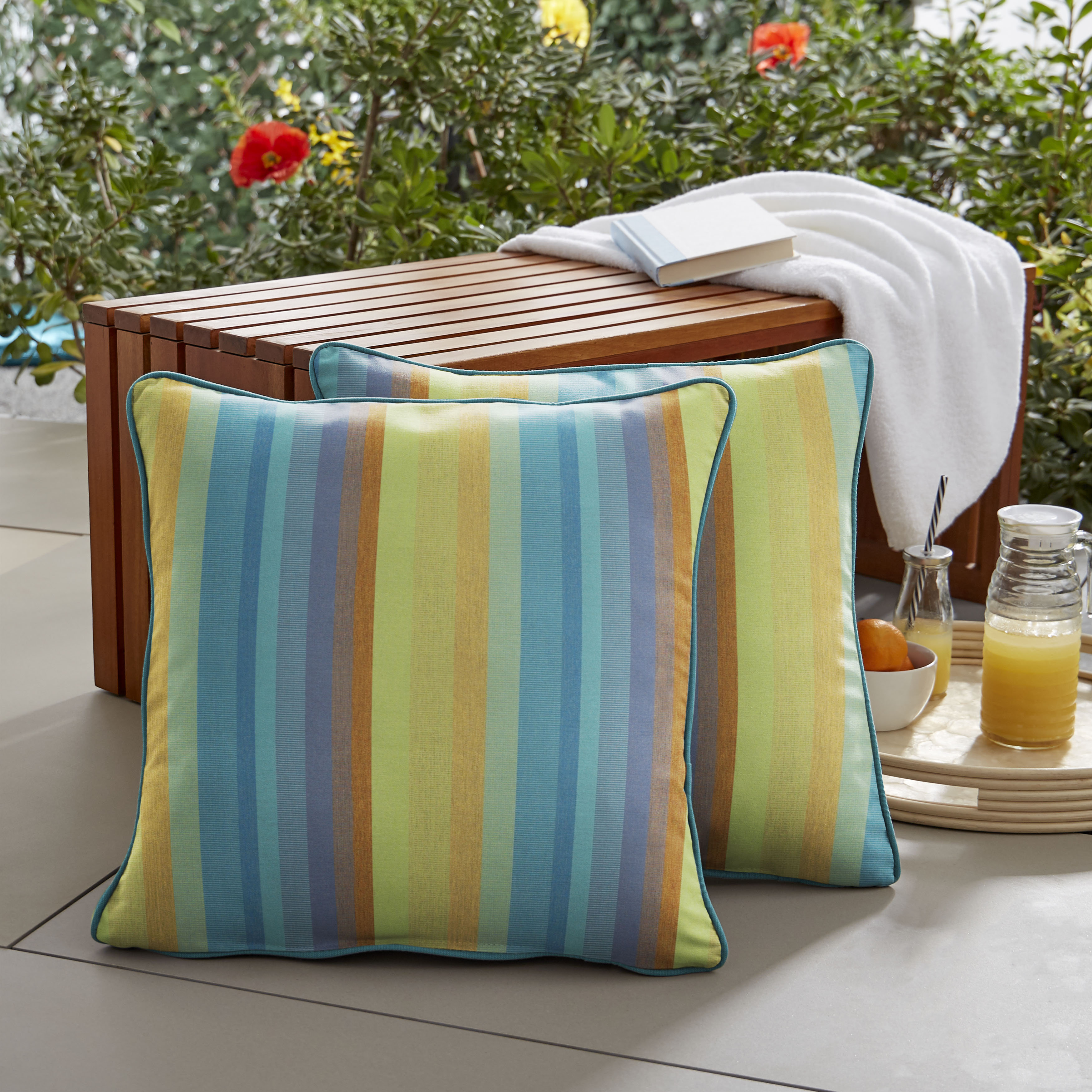 Birch Lane™ Cassandra Outdoor - Wayfair Canada