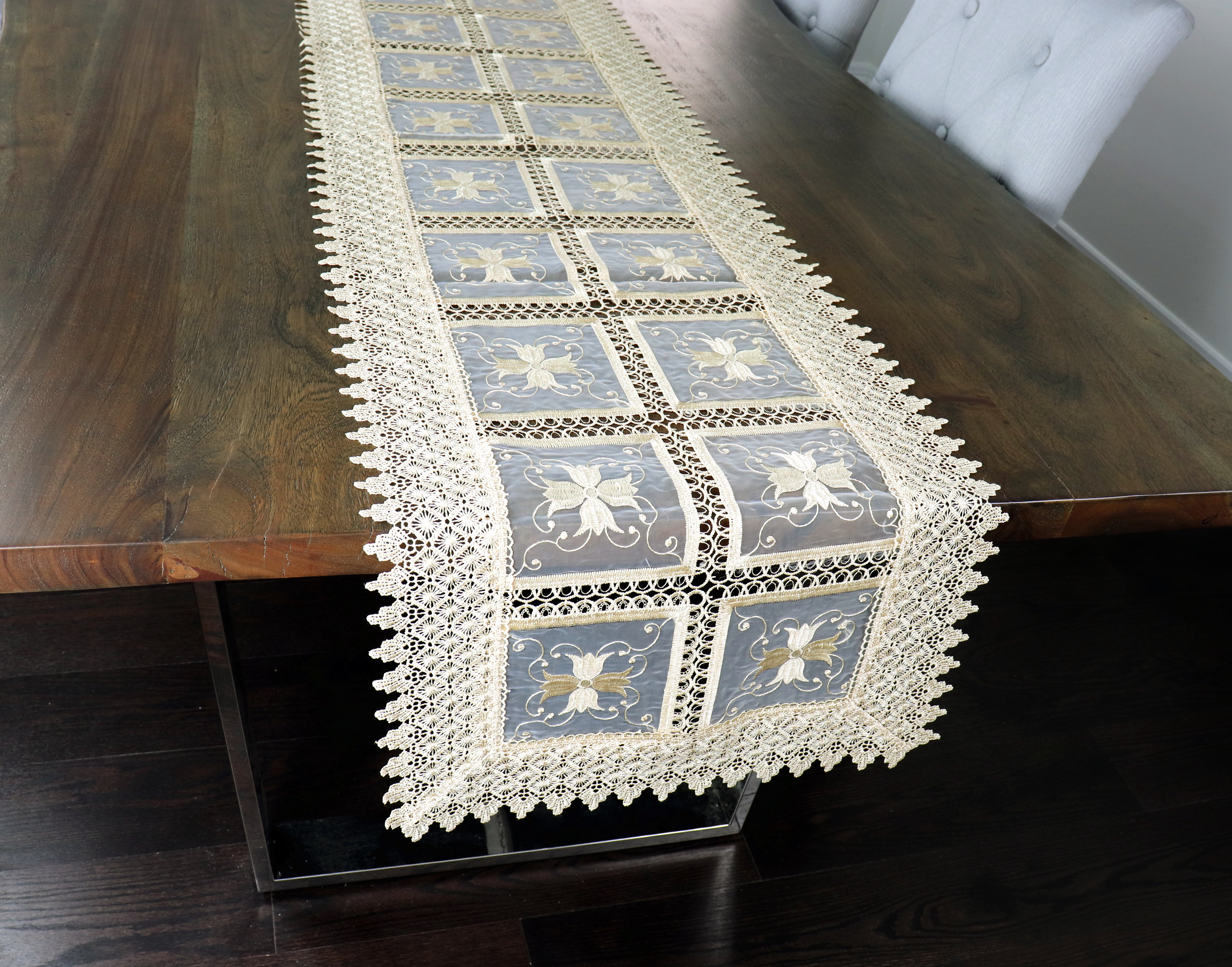 House of Hampton® Jamal Floral Table Runner | Wayfair