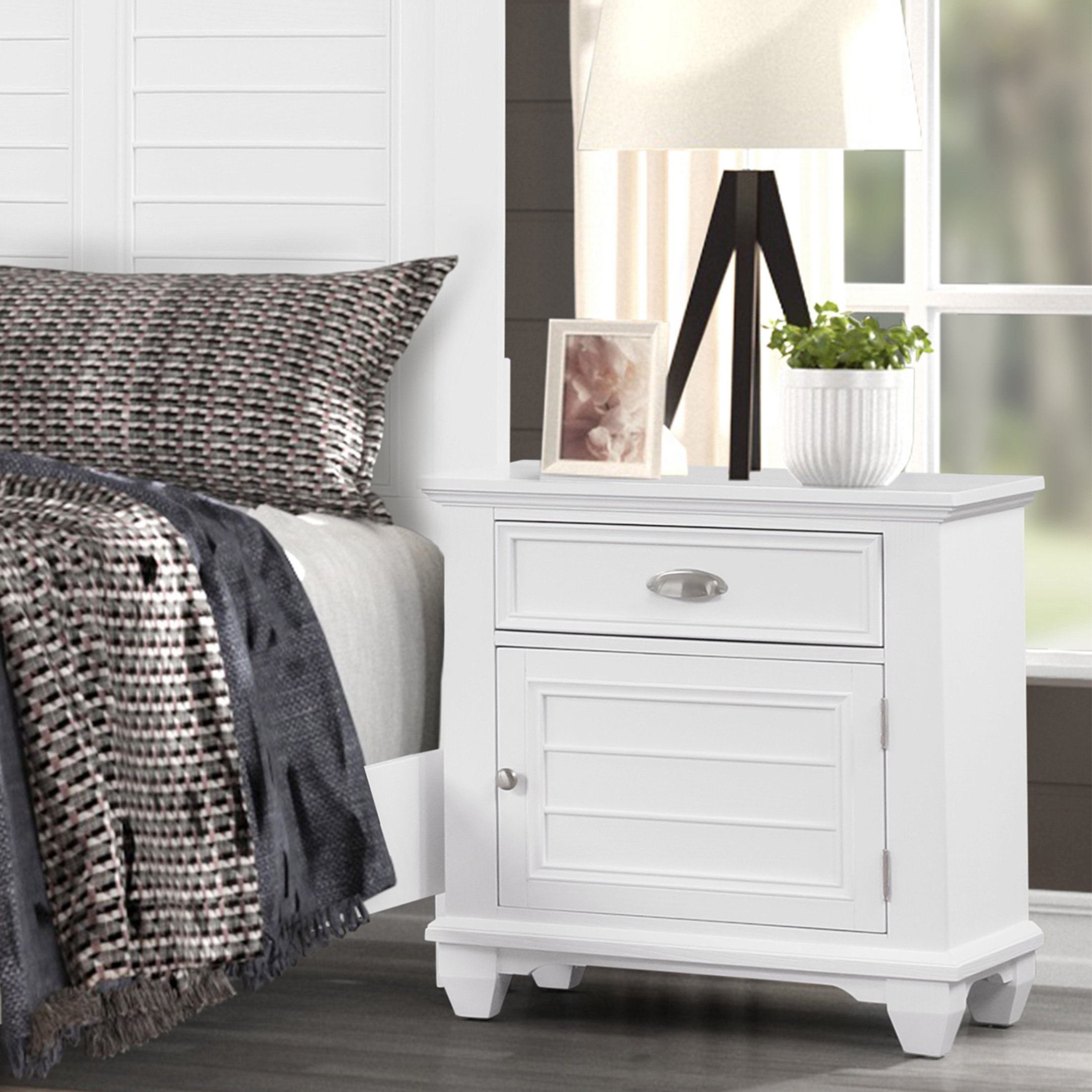 Lark Manor™ Odum 1 - Drawer Solid Wood Nightstand in White & Reviews ...