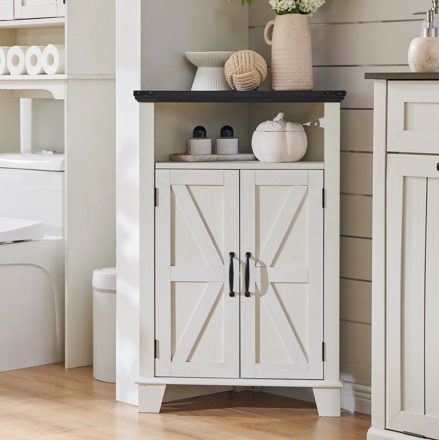 Gracie Oaks Armoire de coin de salle de bain avec porte et tablette ...