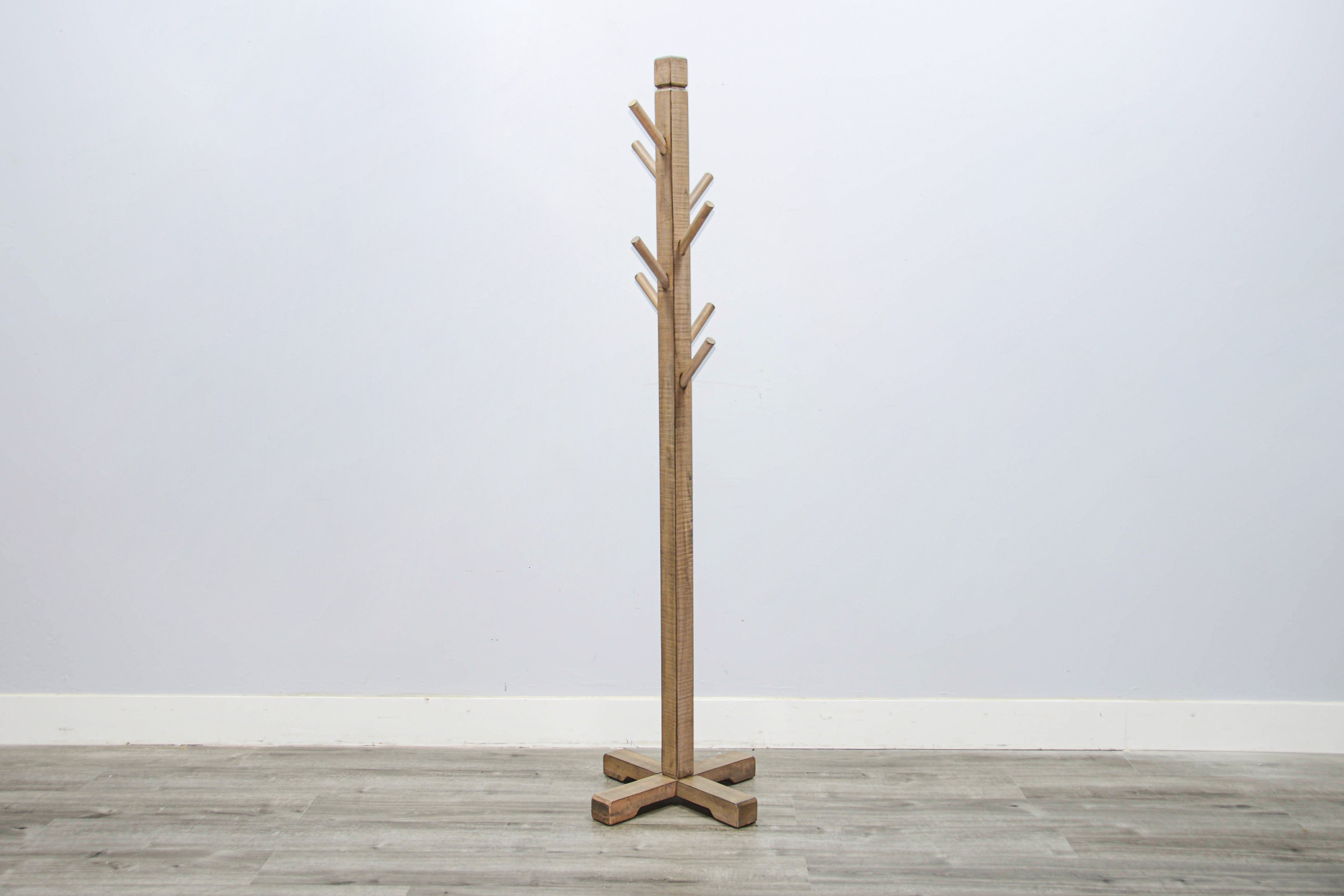 Laurel Foundry Modern Farmhouse® Haslemere Beach Pebble Wood Hat Rack ...