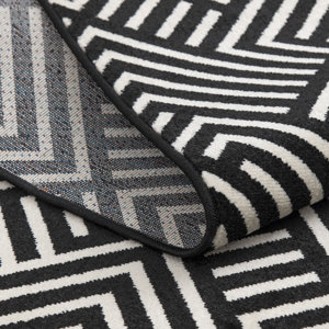 Wade Logan® Avont Geometric Rug & Reviews | Wayfair