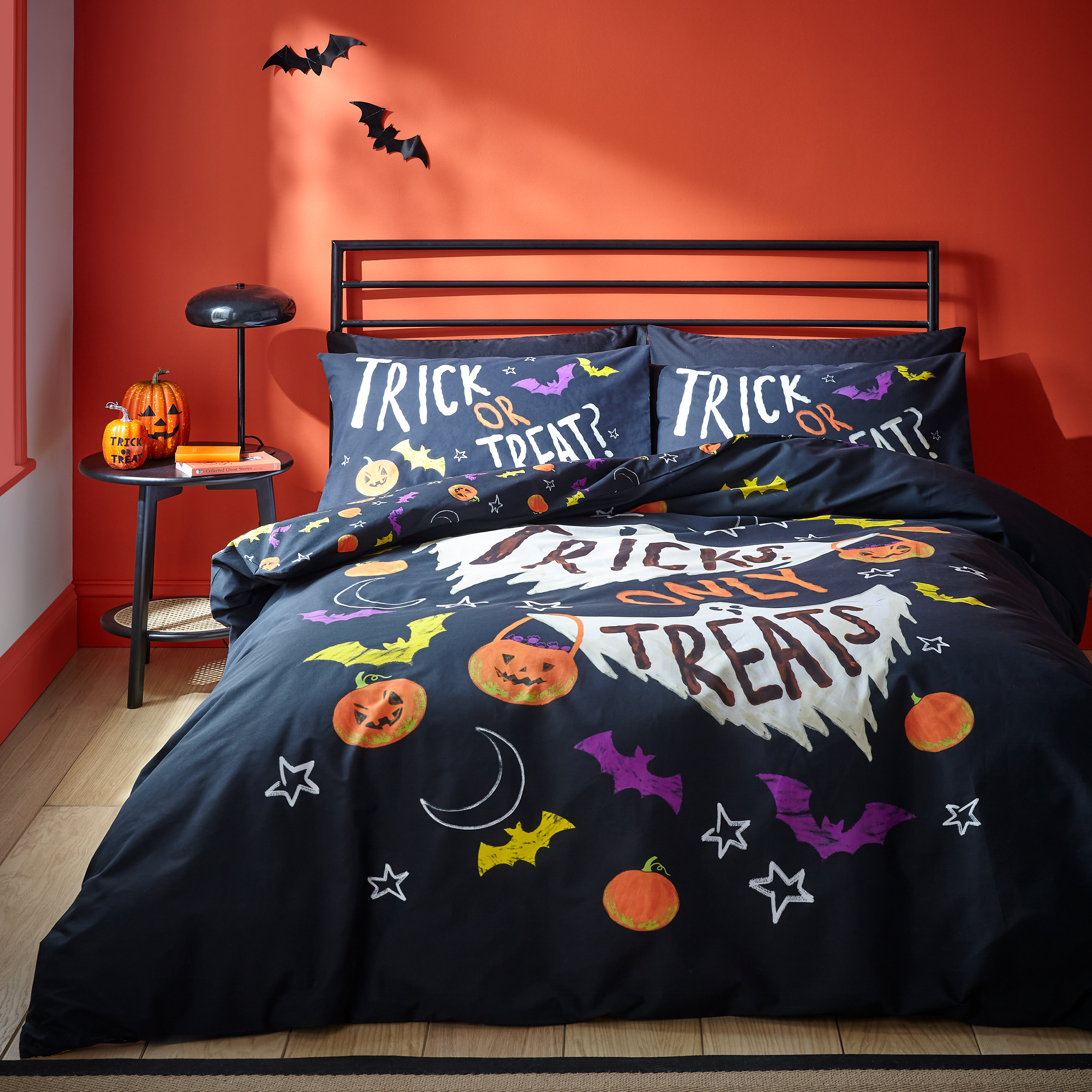 Catherine Lansfield Halloween Trick or Treat Reversible Duvet Cover Set ...