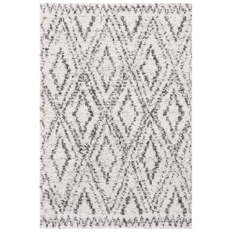Union Rustic Hasiel Geometric Rug - Wayfair Canada