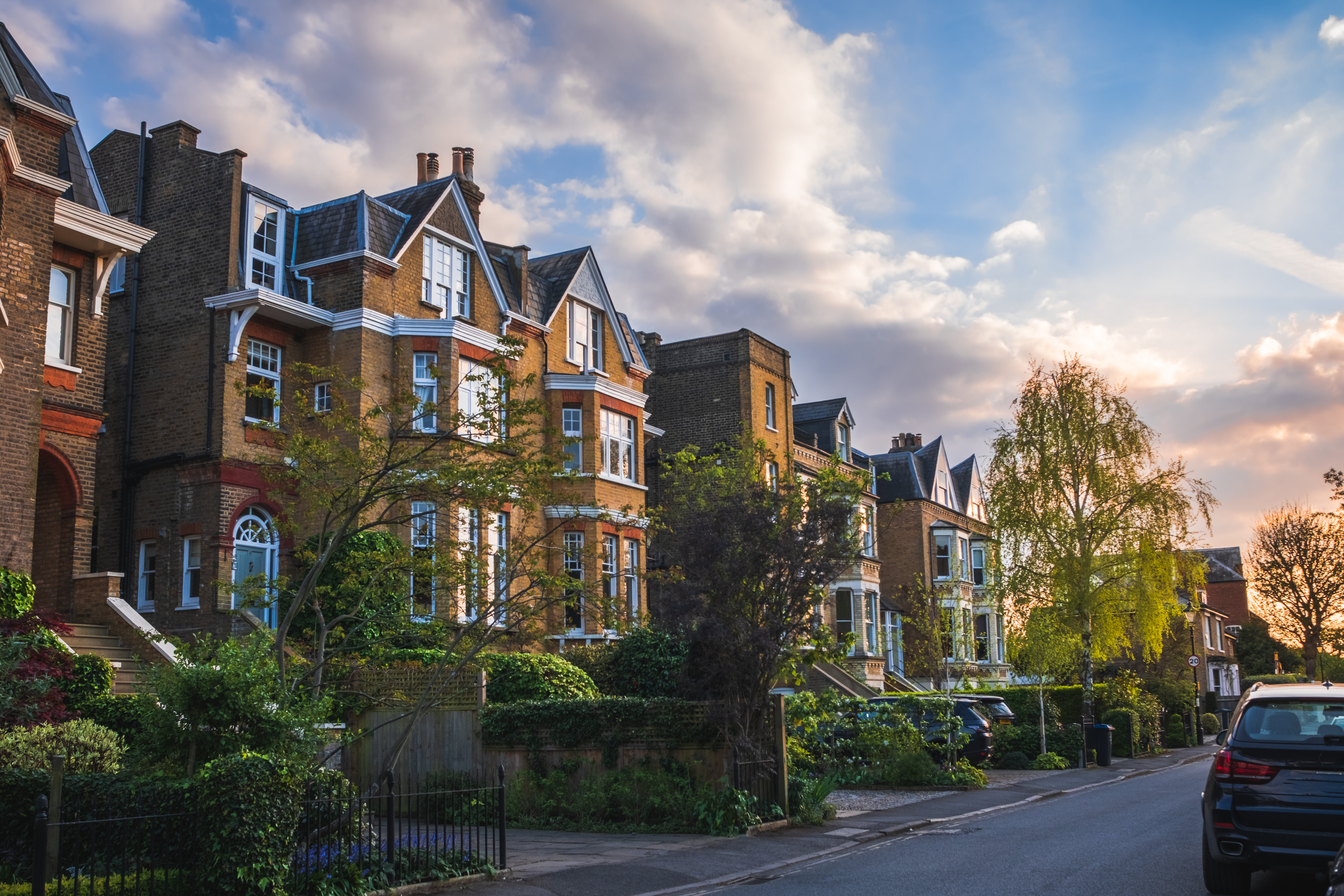 Latitude Run Clarris Residential Street In Wimbledon by Lana2011 ...