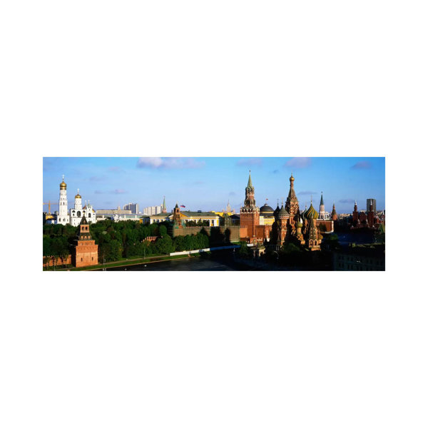 Latitude Run High-Angle View Of Red Square, Moscow, Russian Federation ...
