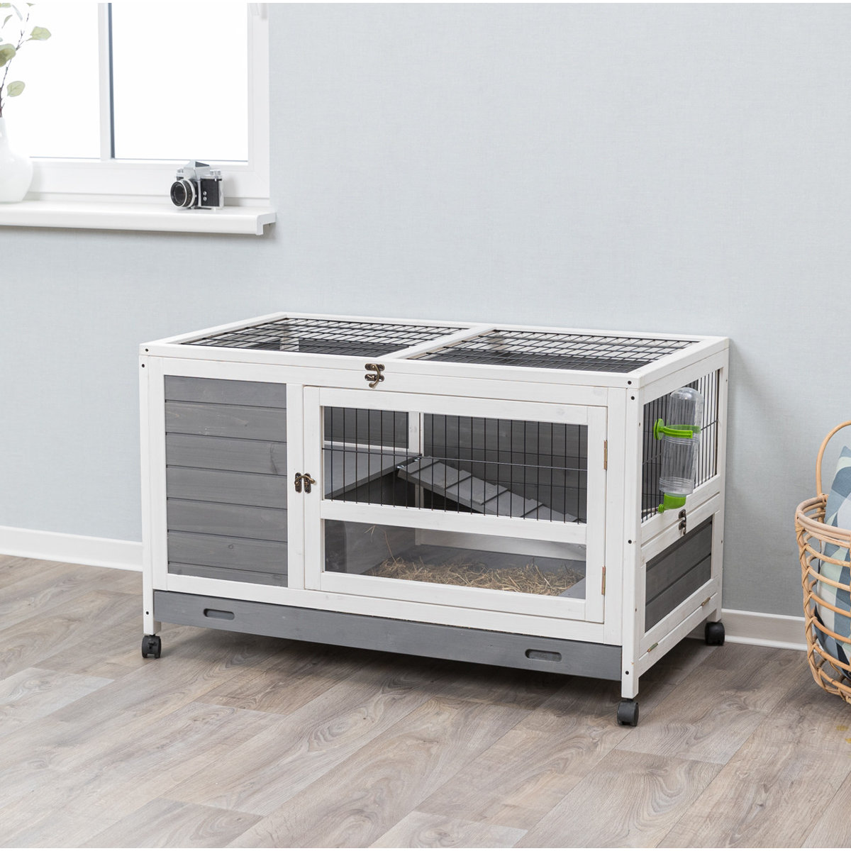 TRIXIE natura Indoor Rabbit Hutch, Pet House for Rabbits & Guinea Pigs ...