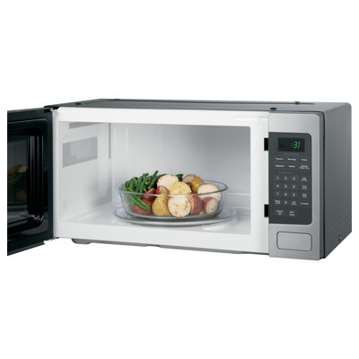 GE Appliances Spacemaker® 1.1 Cubic Feet Countertop Microwave & Reviews ...