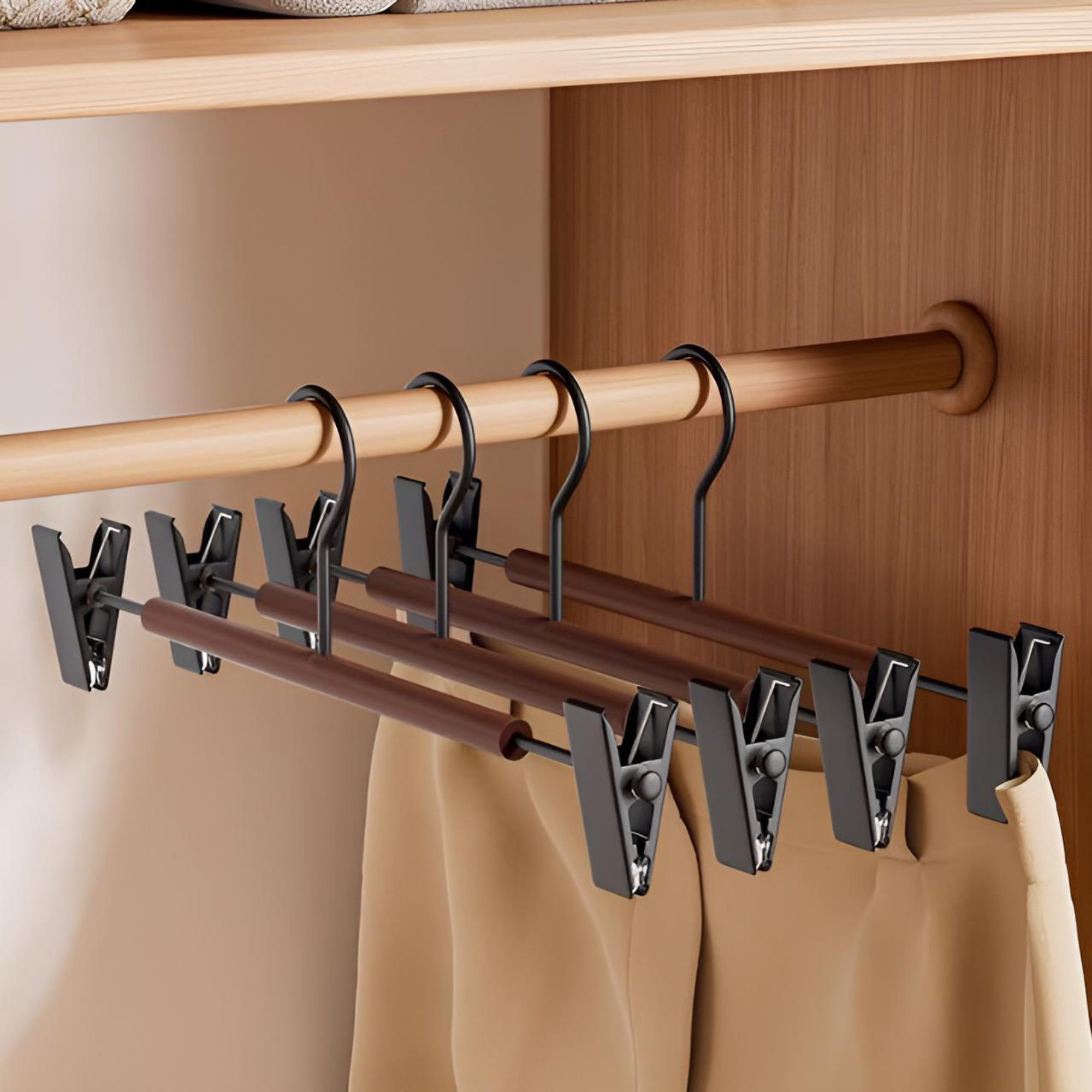 Rebrilliant Professional Beechwood Hangers - No Slip No Crease Wardrobe ...