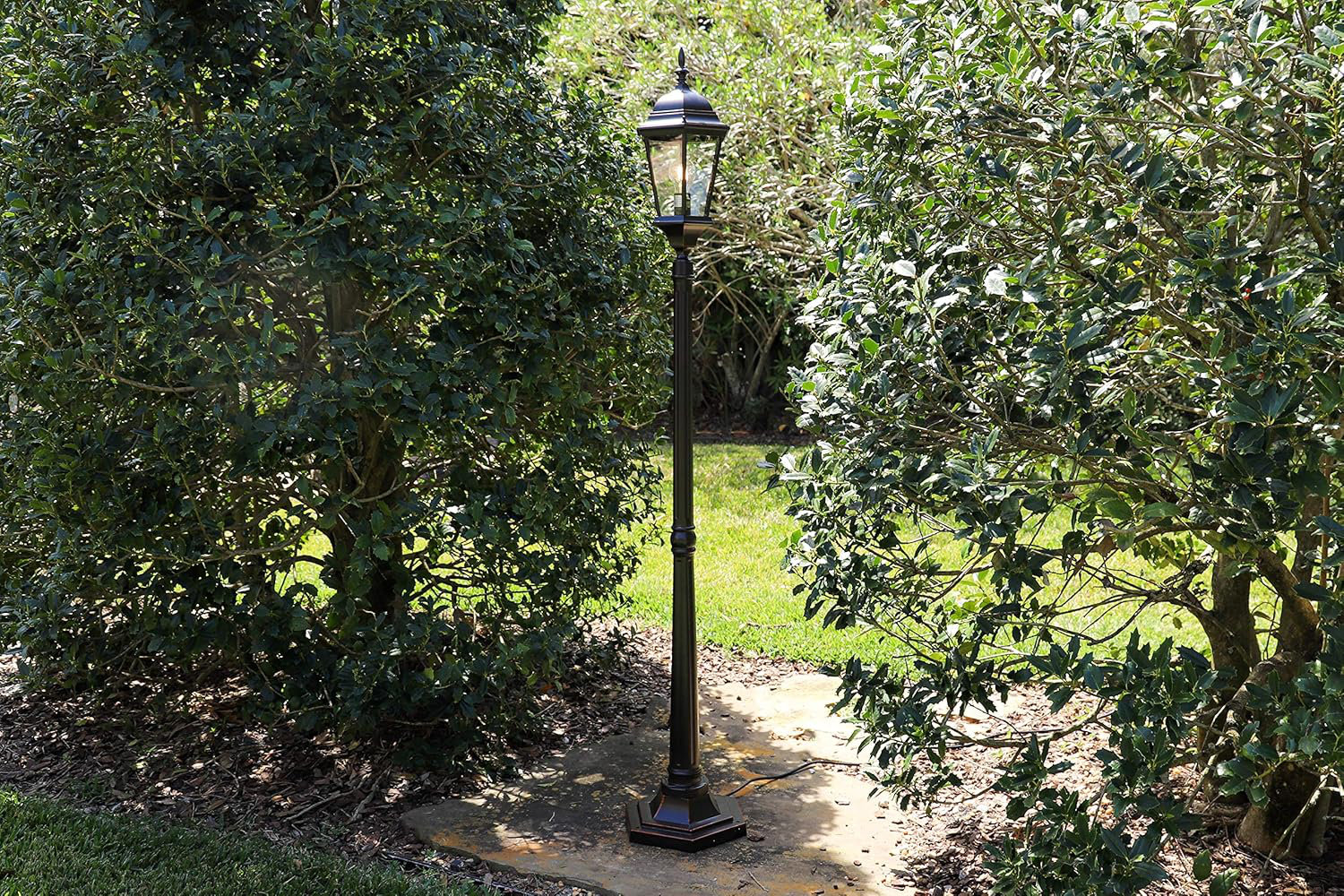 Co-t Kenroy Home Waterproof Outdoor Lamp Post Light With Vintage Design ...