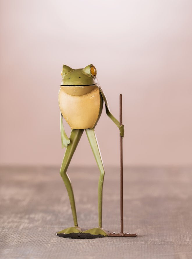 Trinx Frog Holding Rake - Rustic-Farmhouse-Vintage-Style Decor, 15 ...
