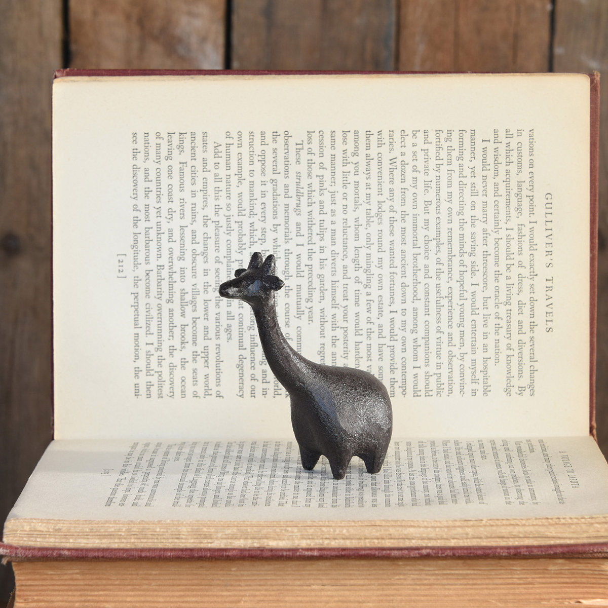 Bungalow Rose Divergent Giraffe Figurine | Wayfair