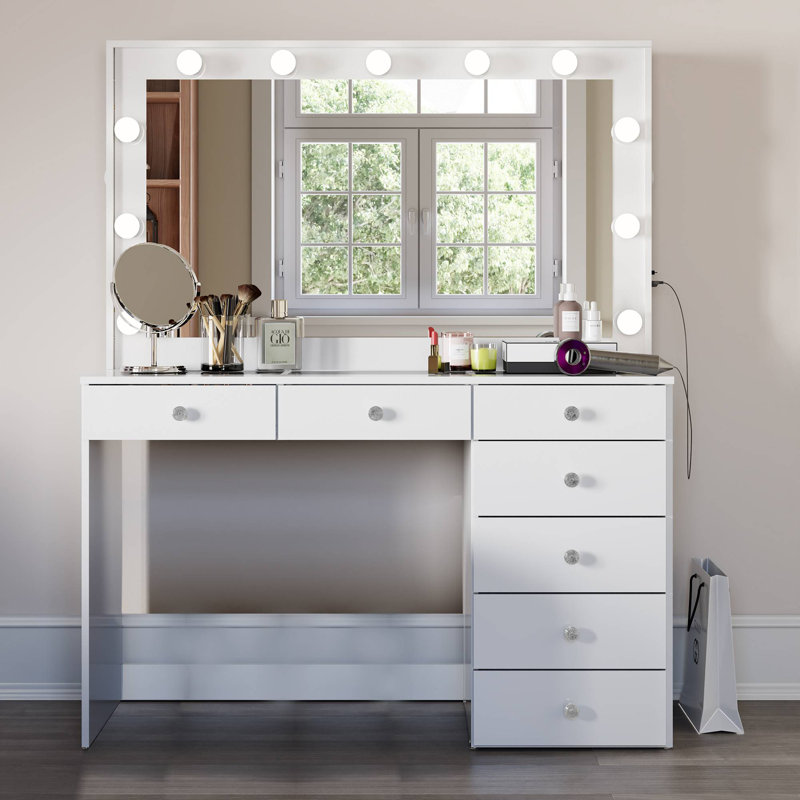 Boahaus LLC Vera Premium Makeup Lighted Vanity With Bluetooth Speakers ...