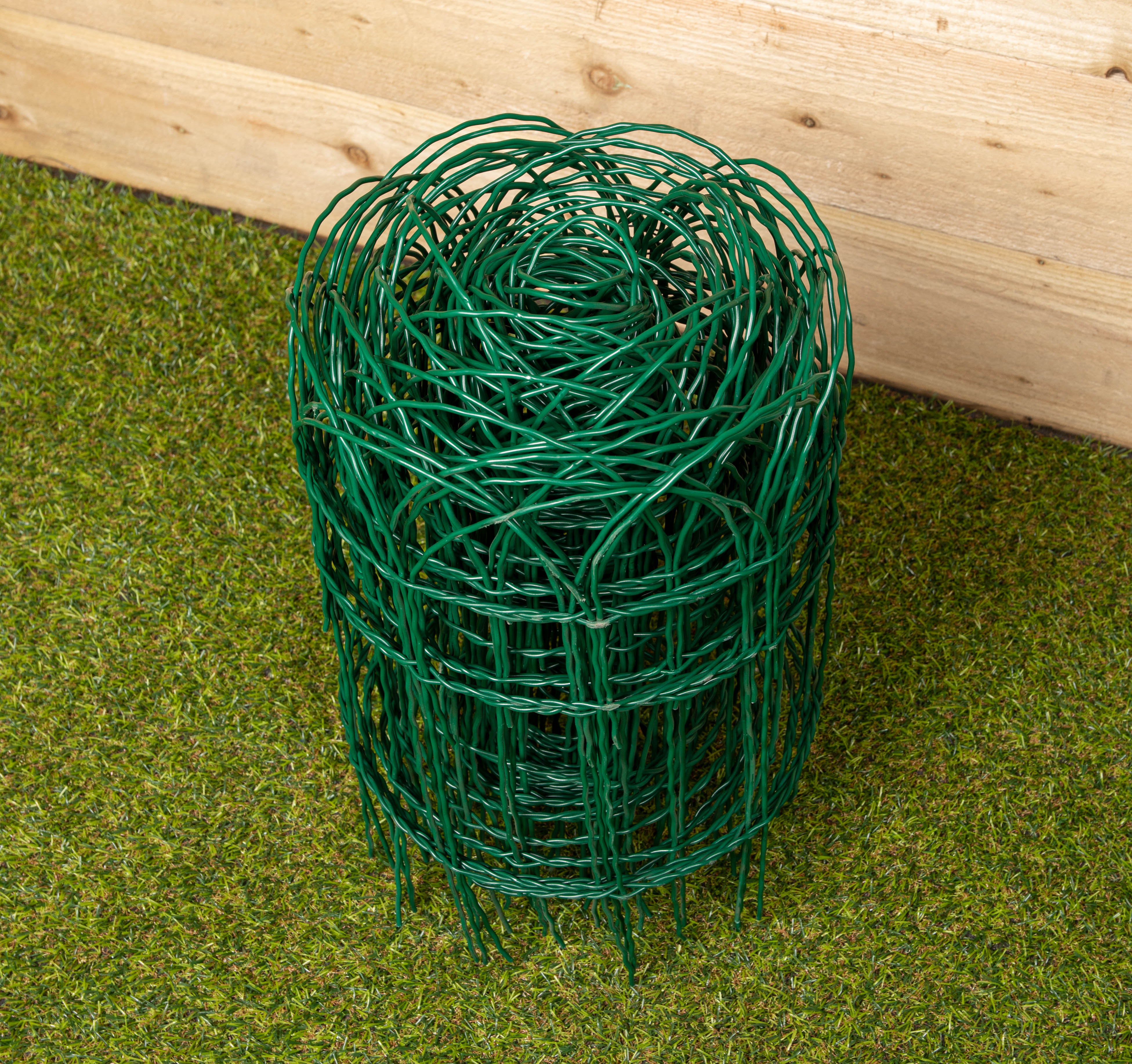 Samuel Alexander 10M X 40Cm Green PVC Coated Metal Garden Patio Border ...