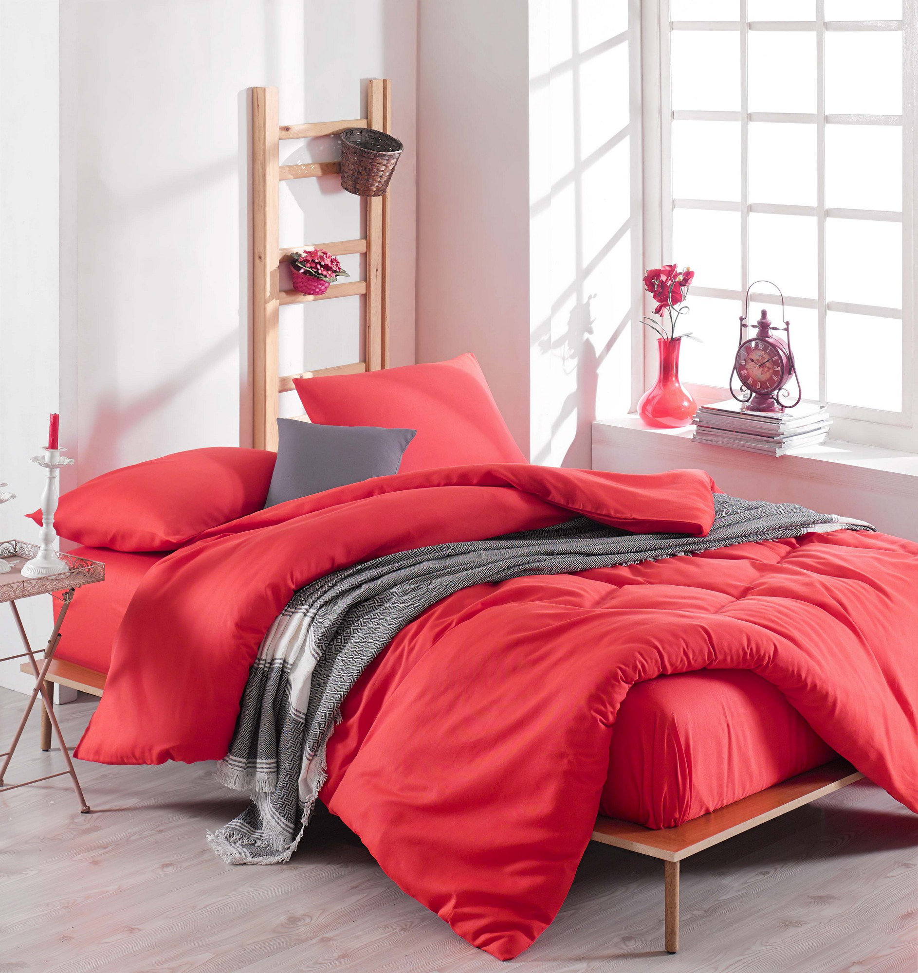Asir Group INC Emeteria Red Cotton Blend Modern & Contemporary 4 Piece ...