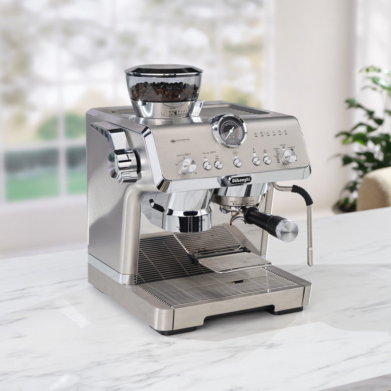 De'Longhi La Specialista Opera Espresso Machine with Cold Brew ...