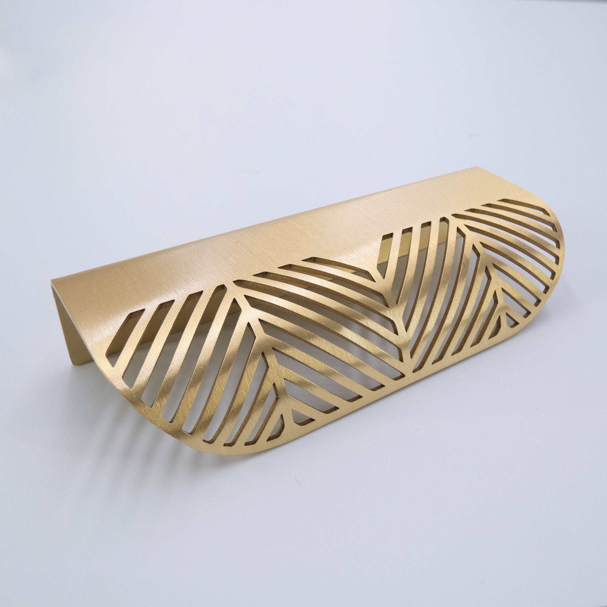 Simply Effortless Leaf-Cut Invisible Pull | Wayfair