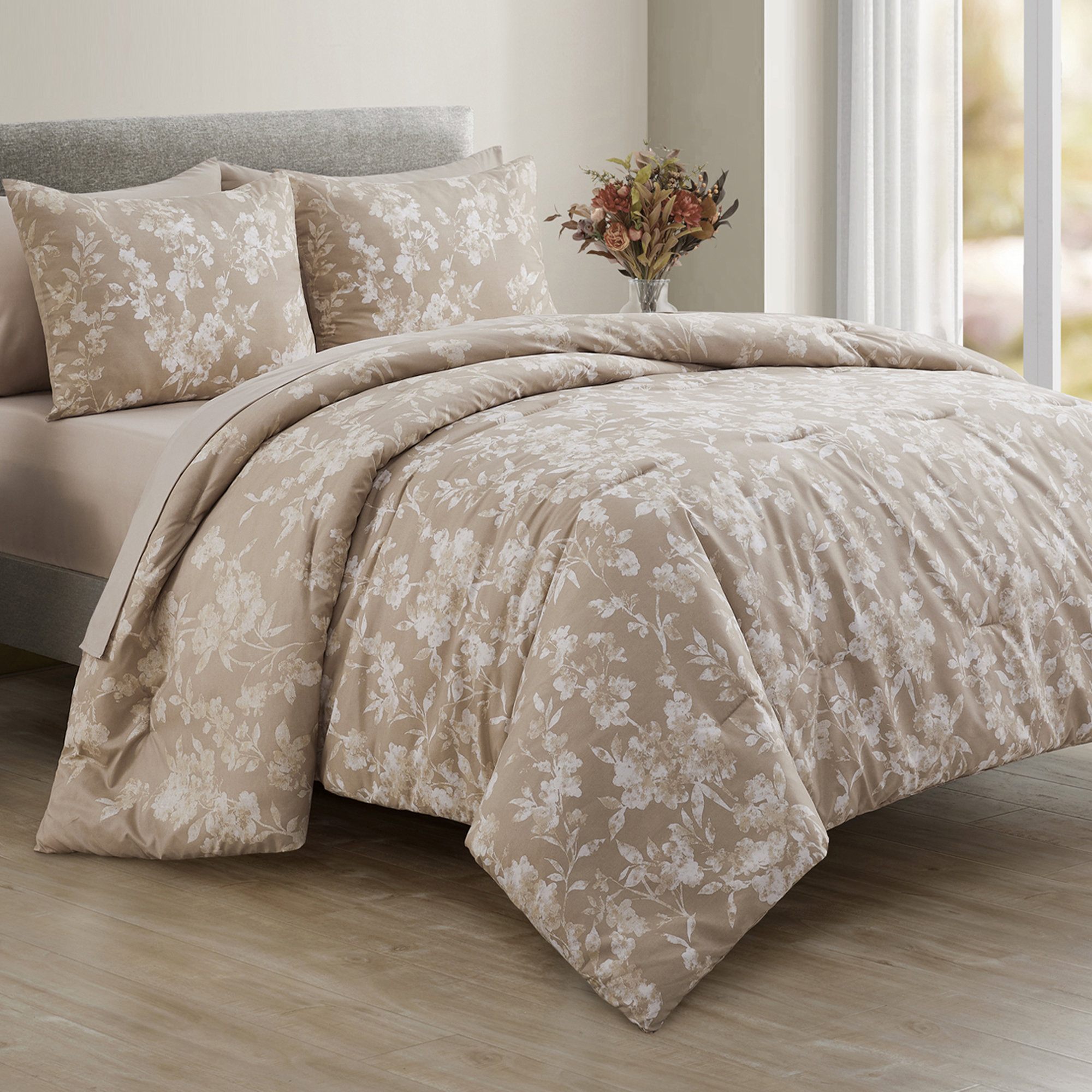 Wonderful Textile Wonderful Botanical Floral 7 Piece Comforter Set ...