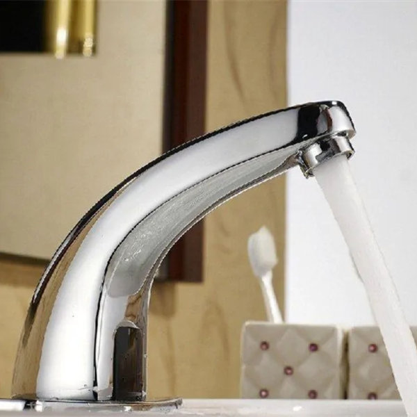 Juno Showers Touchless Automatic Electronic Sensor Faucet for ...