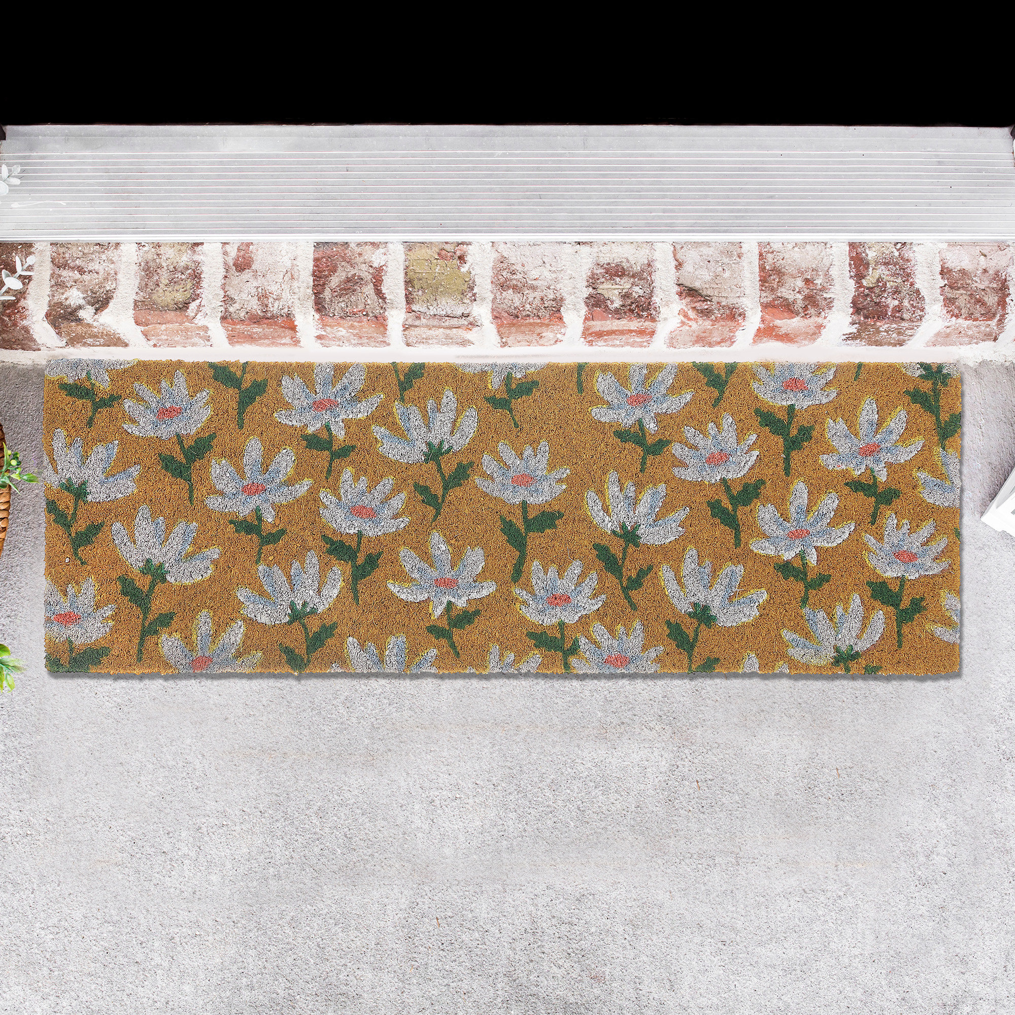 iH casadécor Coir Door Mat Shasta Daisy 10 X 30 | Wayfair