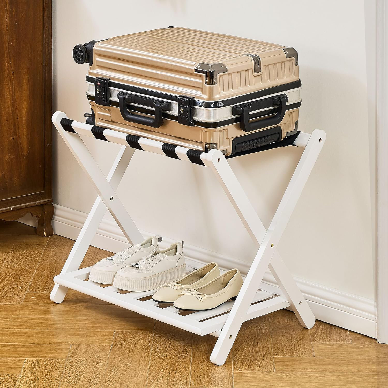 WINUAL Bamboo Luggage Rack For Guest Room, Wide Suitcase Stand With ...