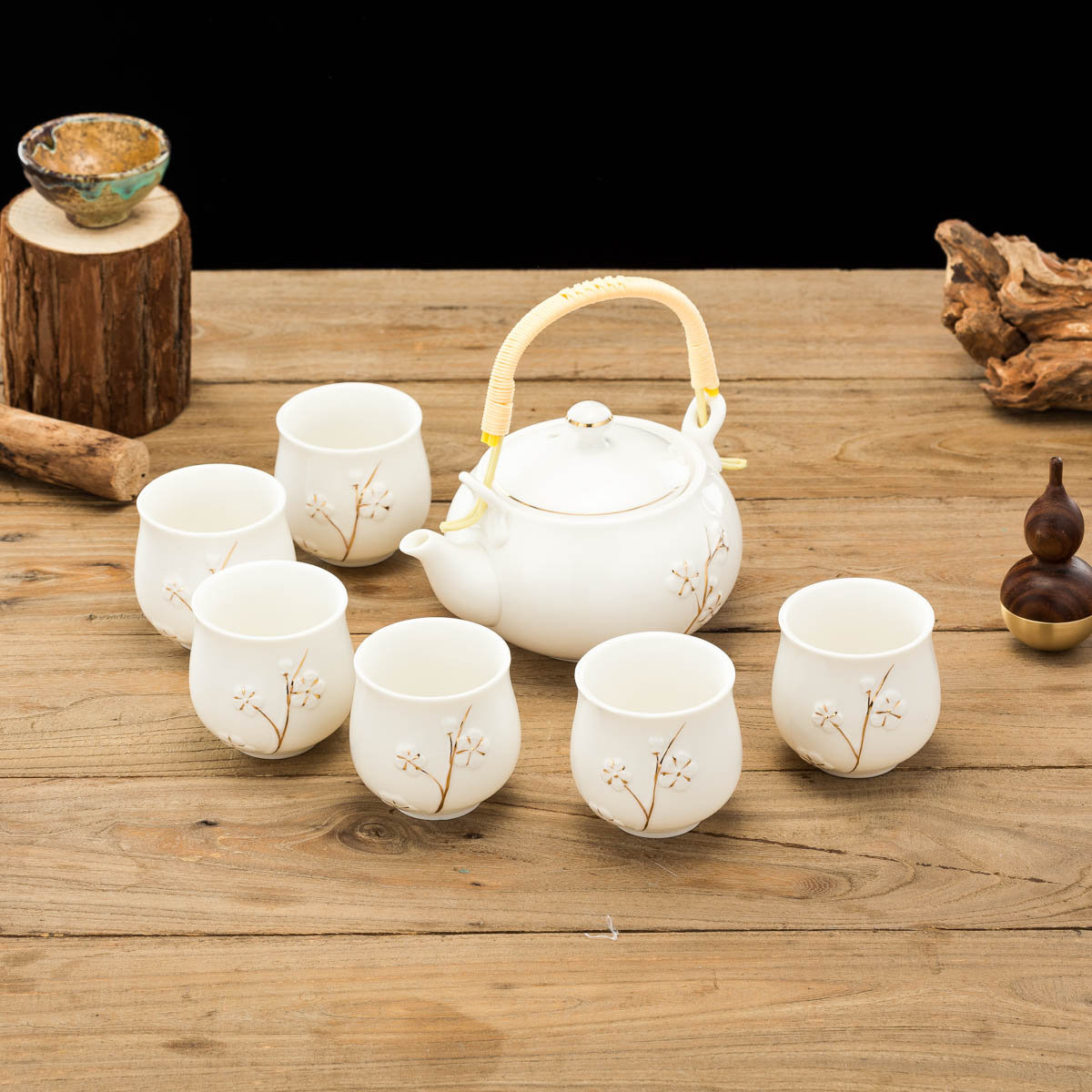 Mercer41 Chinese/Japanese White with Gold Accents Porcelain Tea Set ...