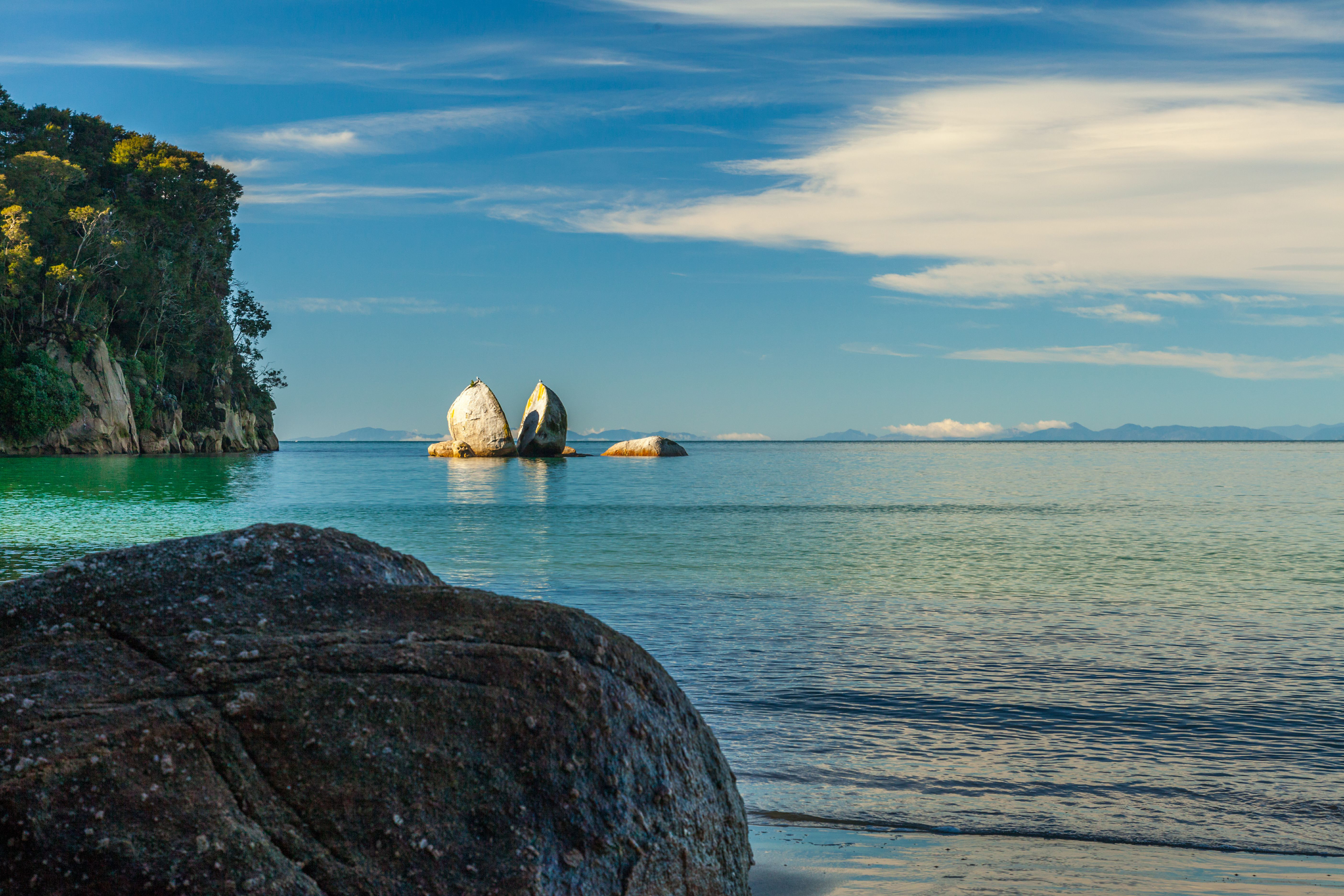Highland Dunes Split Apple Rock - Wrapped Canvas Photograph | Wayfair
