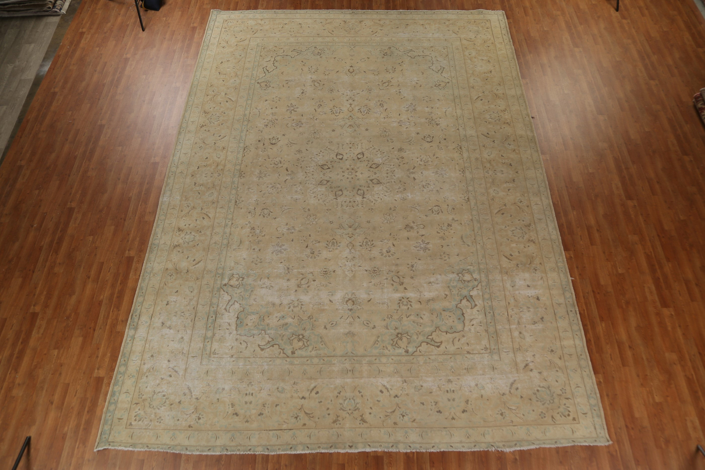 Isabelline Vintage Traditional Large Rug 11x15 | Wayfair