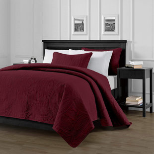 Red Quilts, Coverlets, & Sets You'll Love | Wayfair