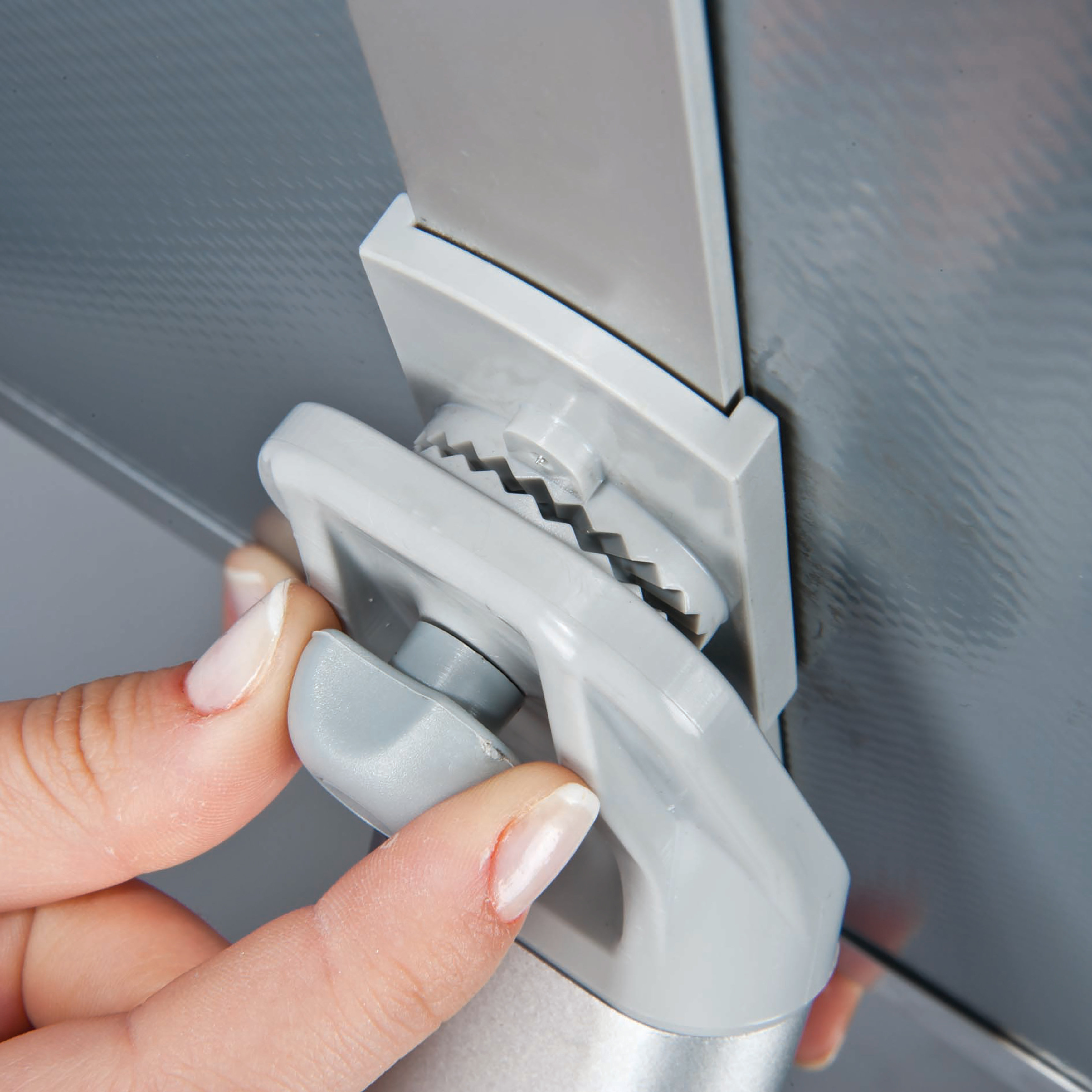 MT Displays Pedestal Curved Sign Holder | Wayfair