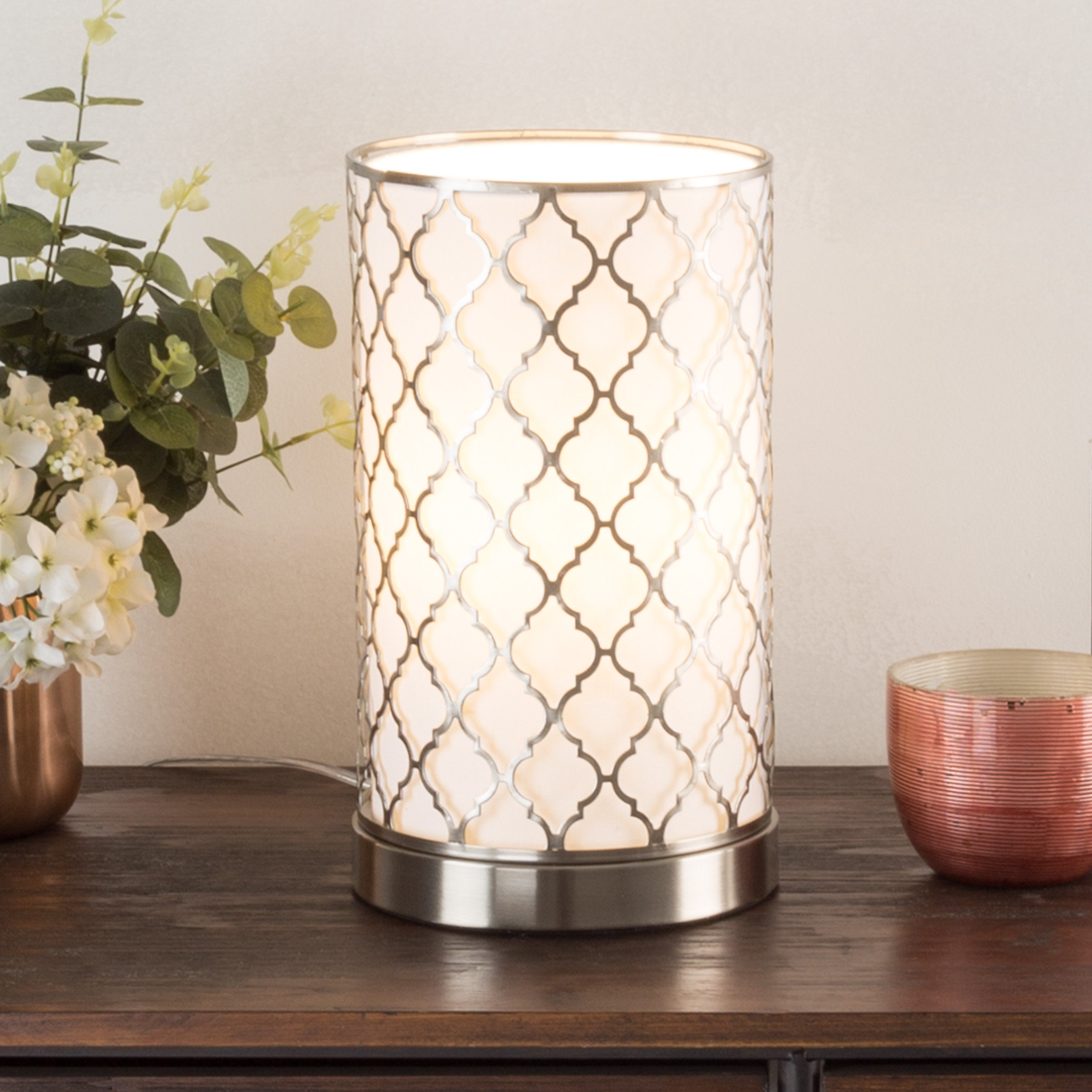 House of Hampton® Alessandro Quatrefoil 11.5" Table Lamp with Steel ...